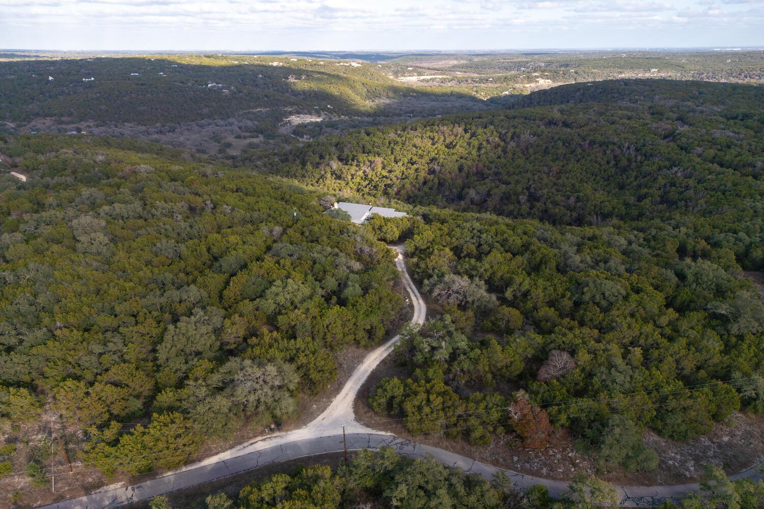 1401 Red Hawk Rd, Wimberley, TX 78676 | MLS #8357045