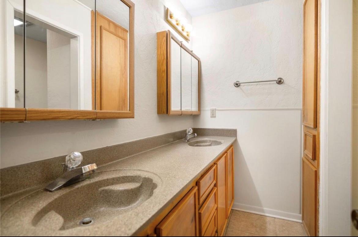 2460 State Highway 95 Highway N, Moulton, TX 77975 | MLS #9769725