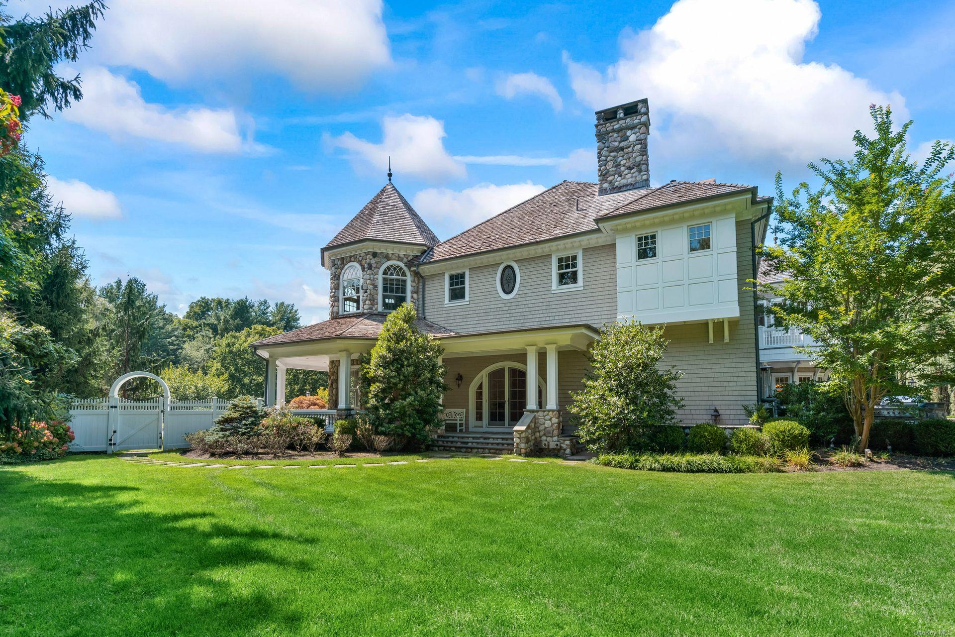 2 Mowbray Lane, Cold Spring Harbor, NY 11724 | MLS #L3575522