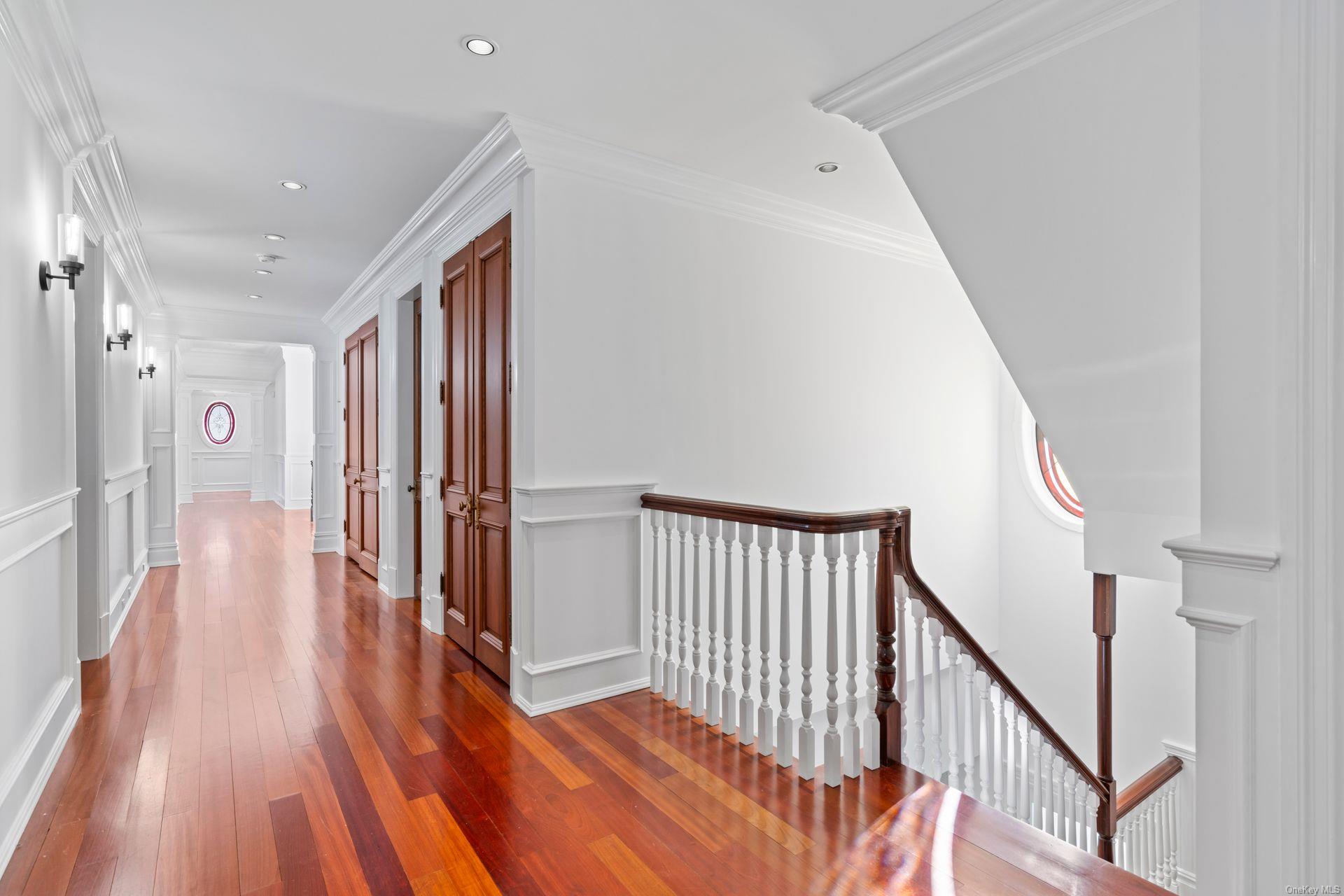 2 Mowbray Lane, Cold Spring Harbor, NY 11724 | MLS #L3575522