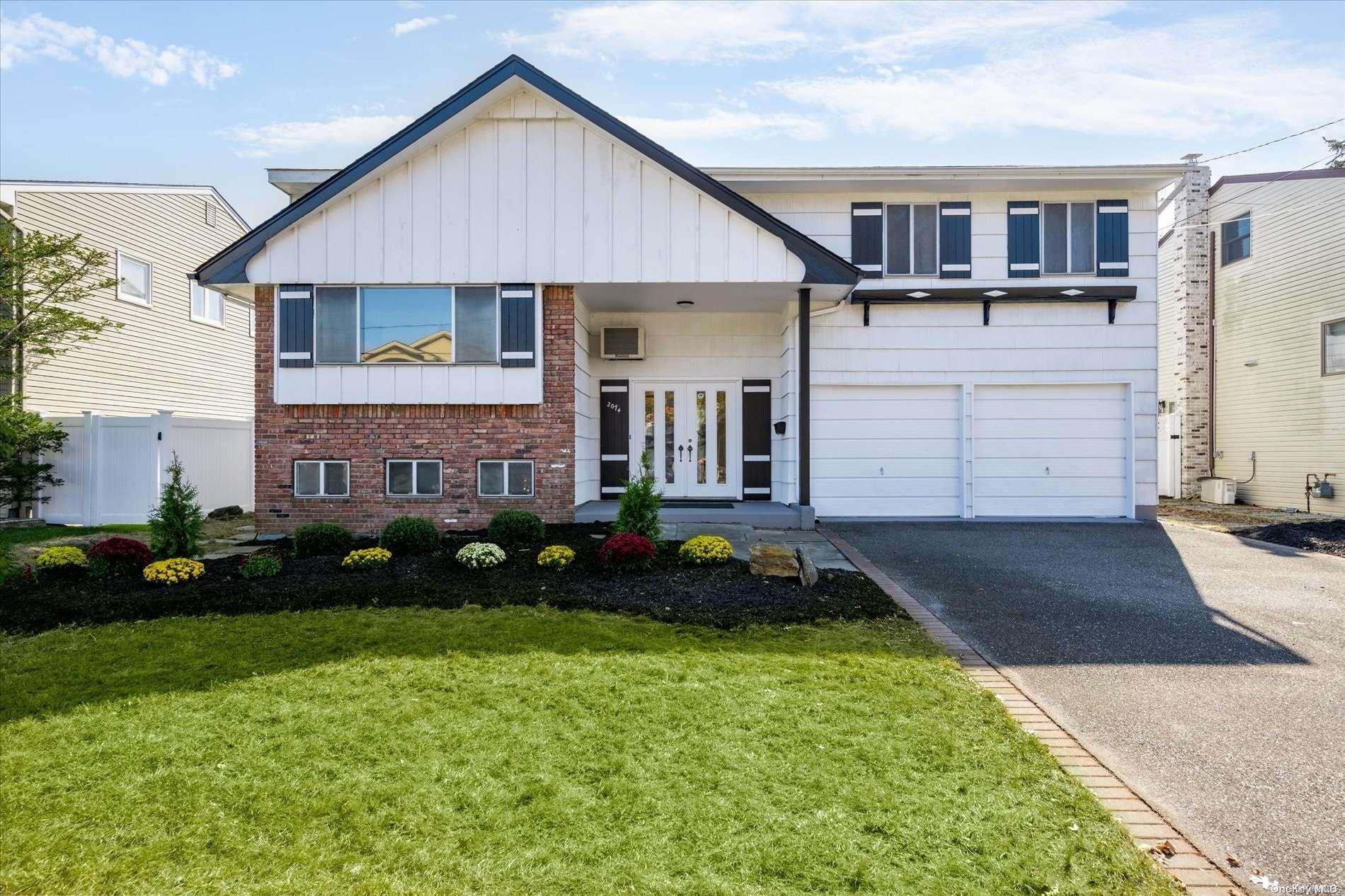 2074 Ellen Drive, Merrick, NY 11566 | MLS #L3587375