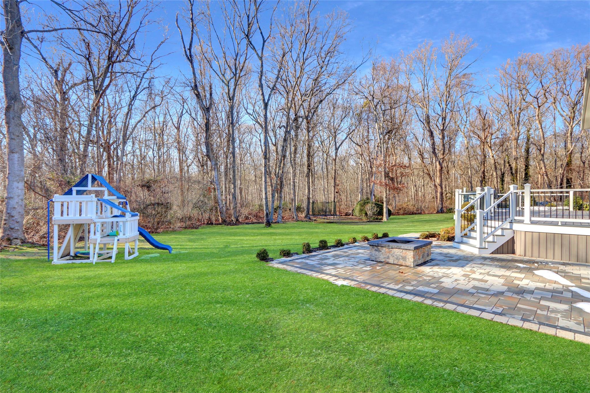 98 Chateau Drive, Melville, NY 11747 | MLS #820561