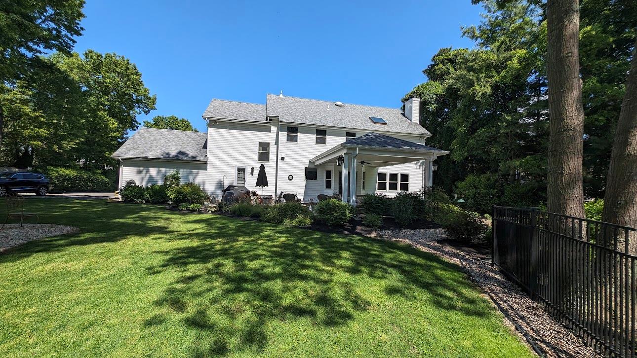 30 Ridgefield Drive, Shoreham, NY 11786 | MLS #828817