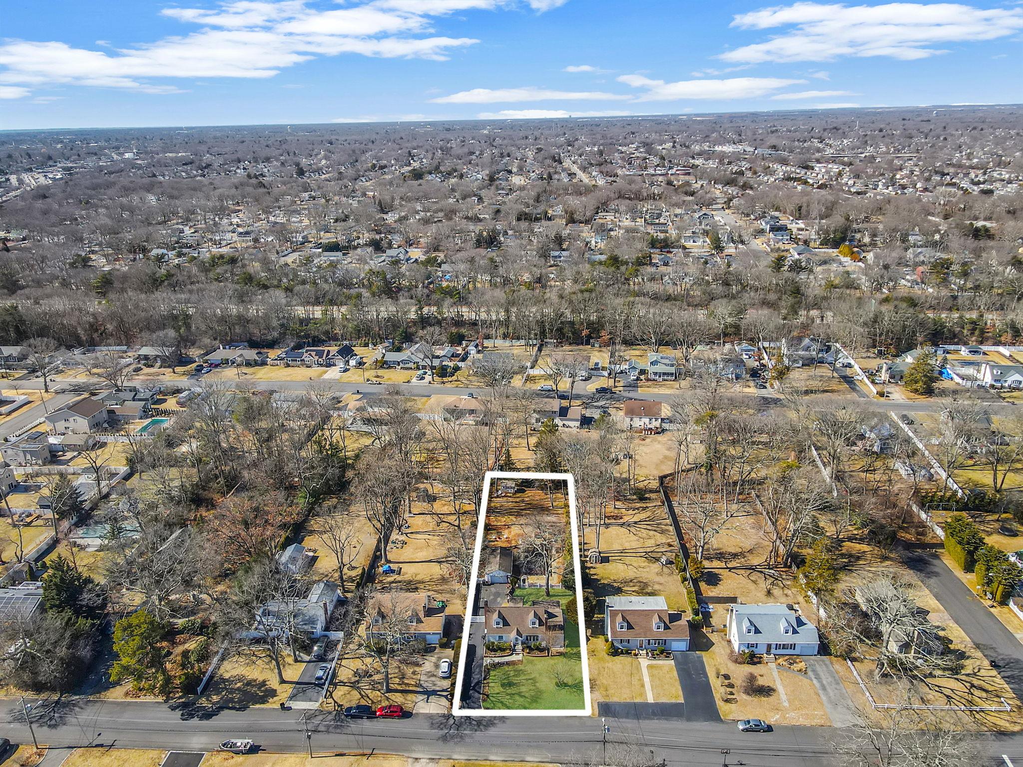 1088 Oakneck Road, Bay Shore, NY 11706 | MLS #830355