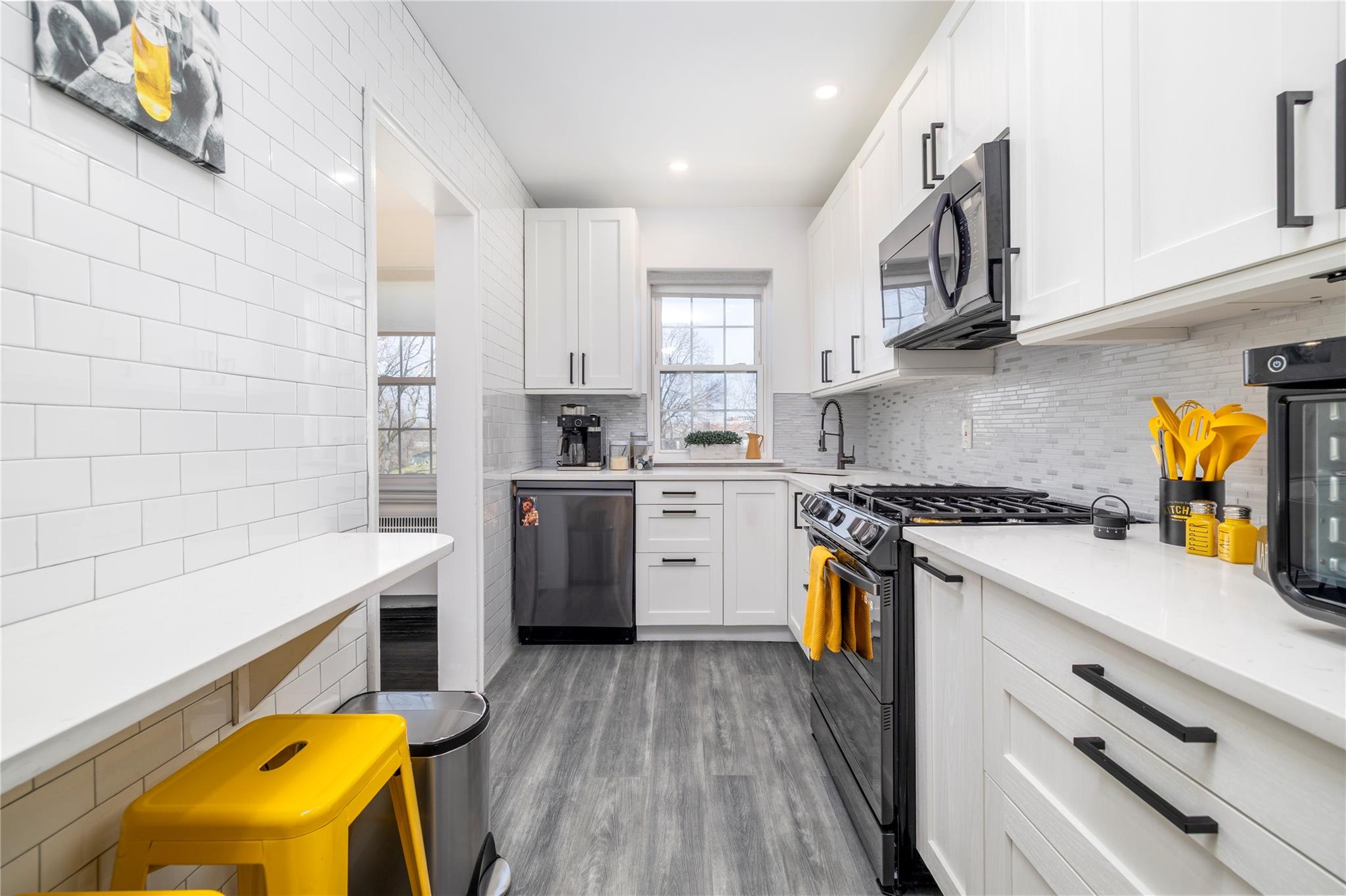108 S Village Avenue # 3F, Rockville Centre, NY 11570 | MLS #845442