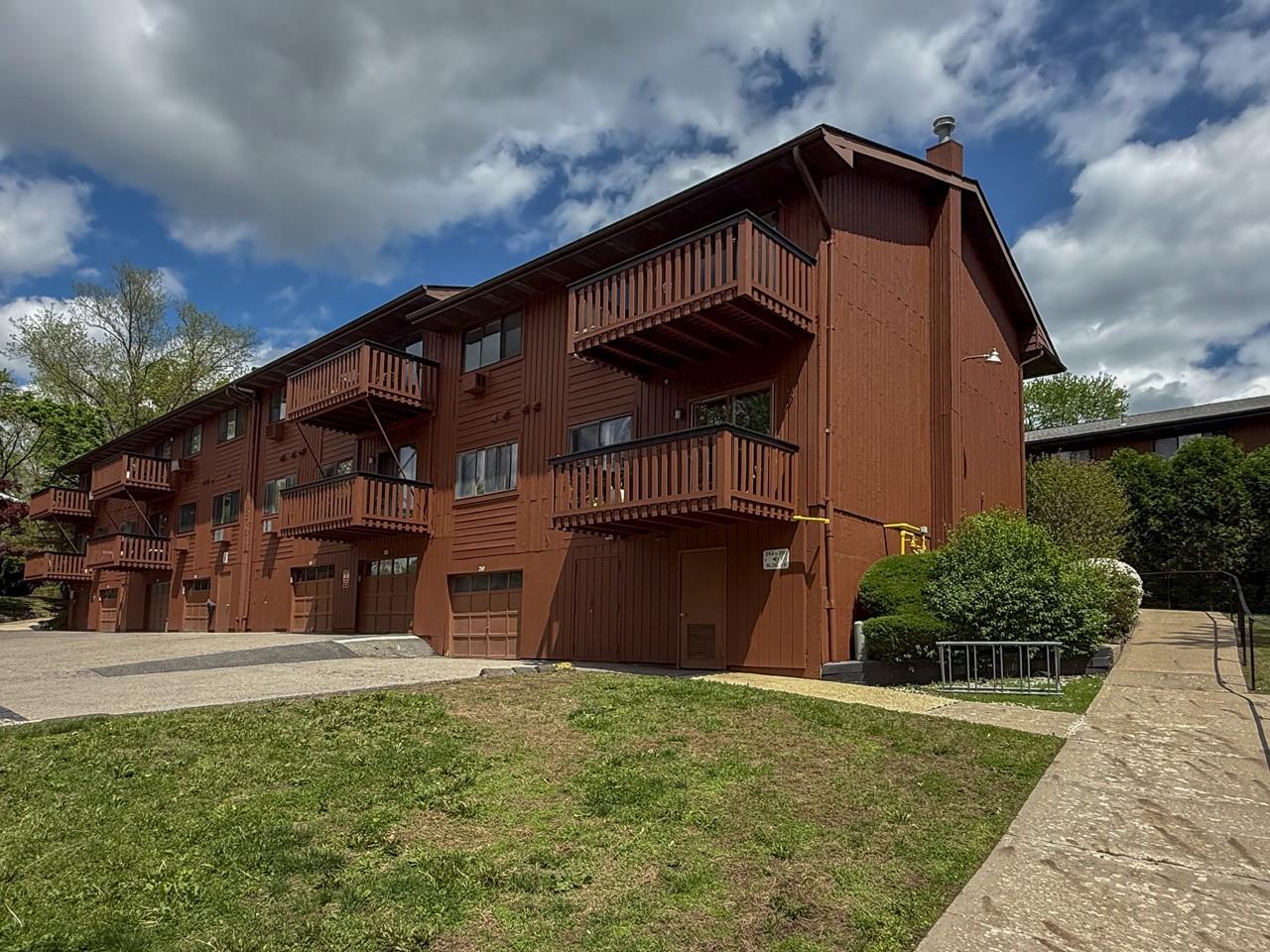 250 Coachlight Square # Building 6 Unit 250, Montrose, NY 10548 | MLS ...