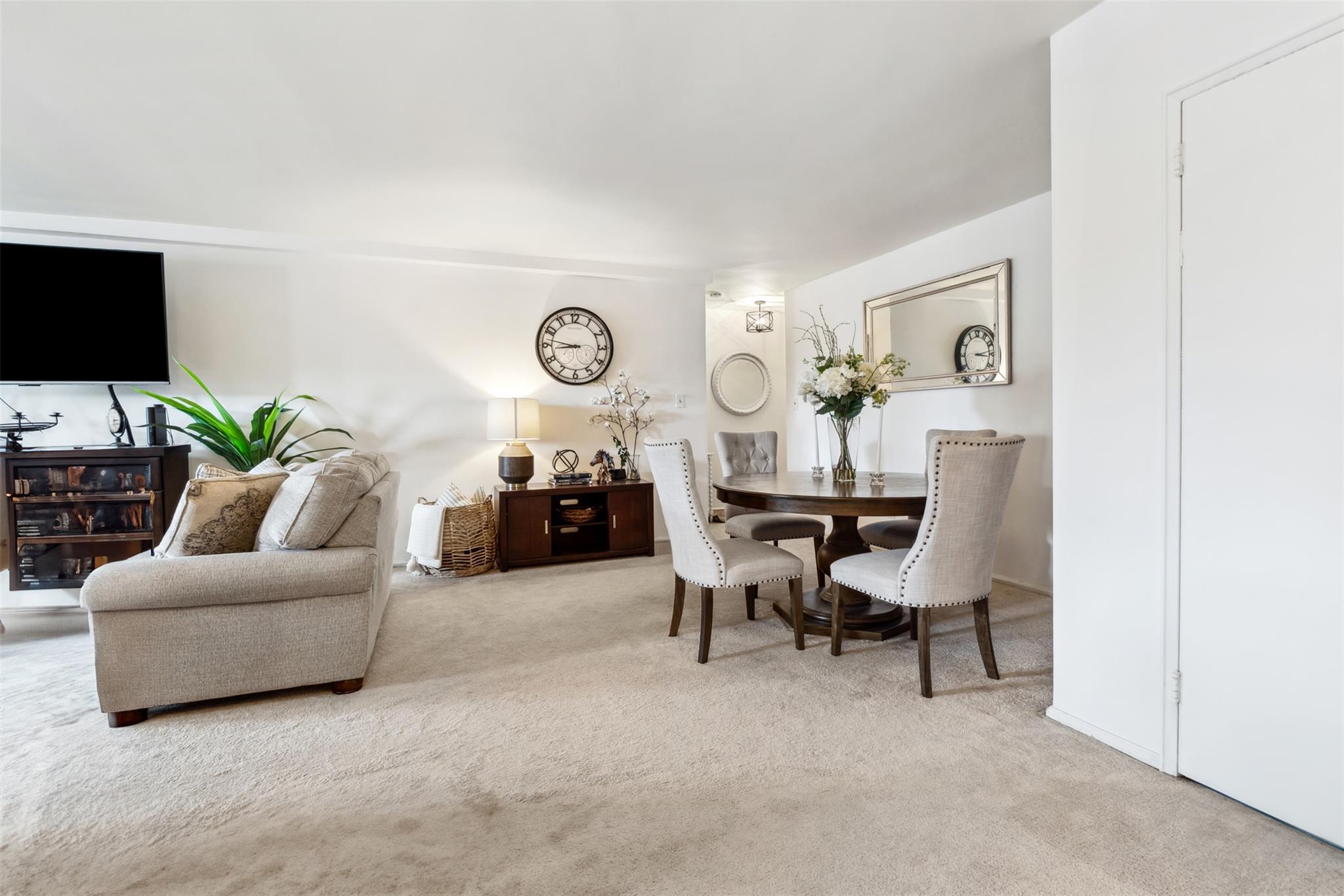 60 Hempstead Avenue # 1E, Lynbrook, NY 11563 | MLS #847540