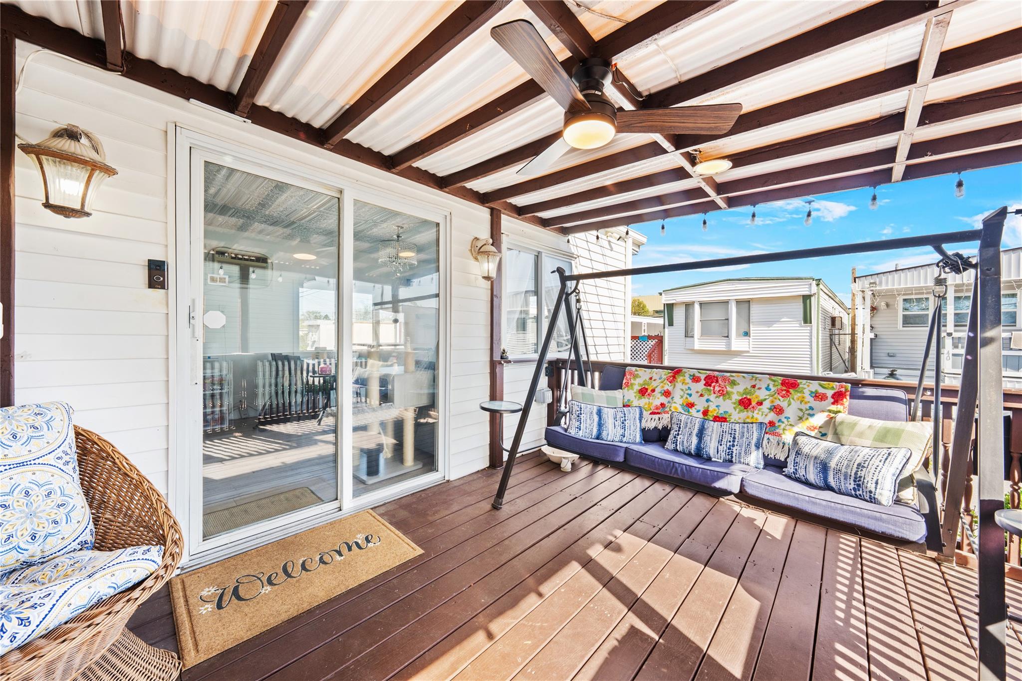 64 Lincoln Avenue, Holbrook, NY 11741 | MLS #857961