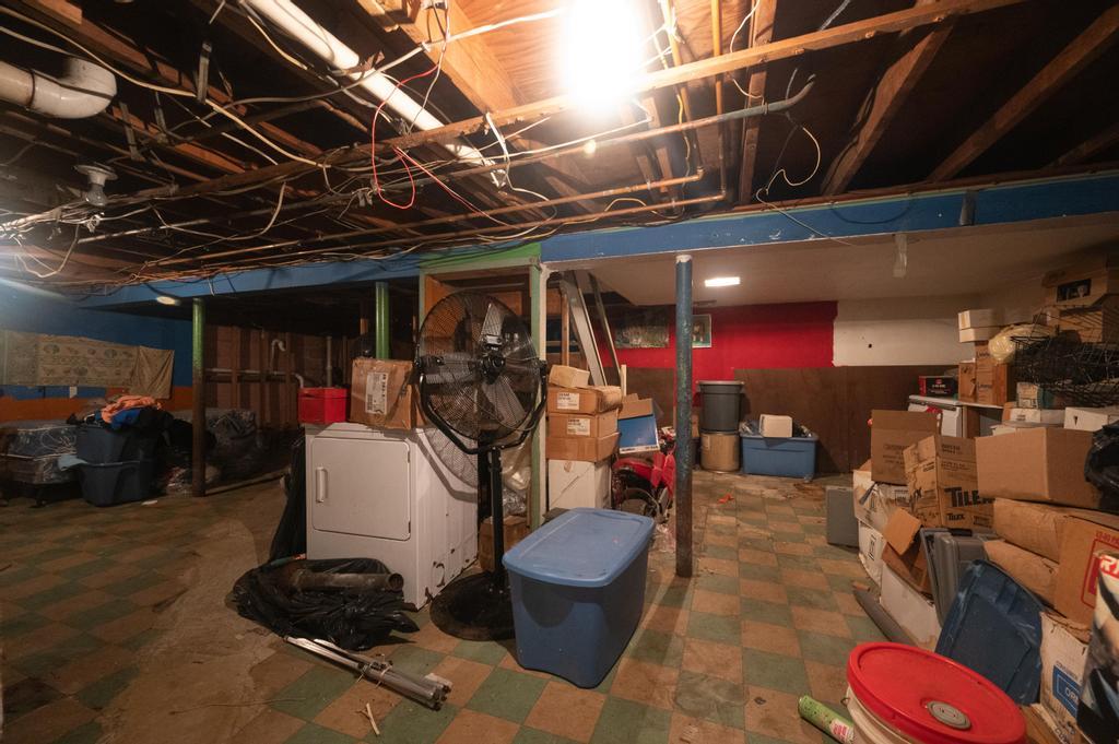 42 Ronald Drive N, Amityville, NY 11701 | MLS #858168