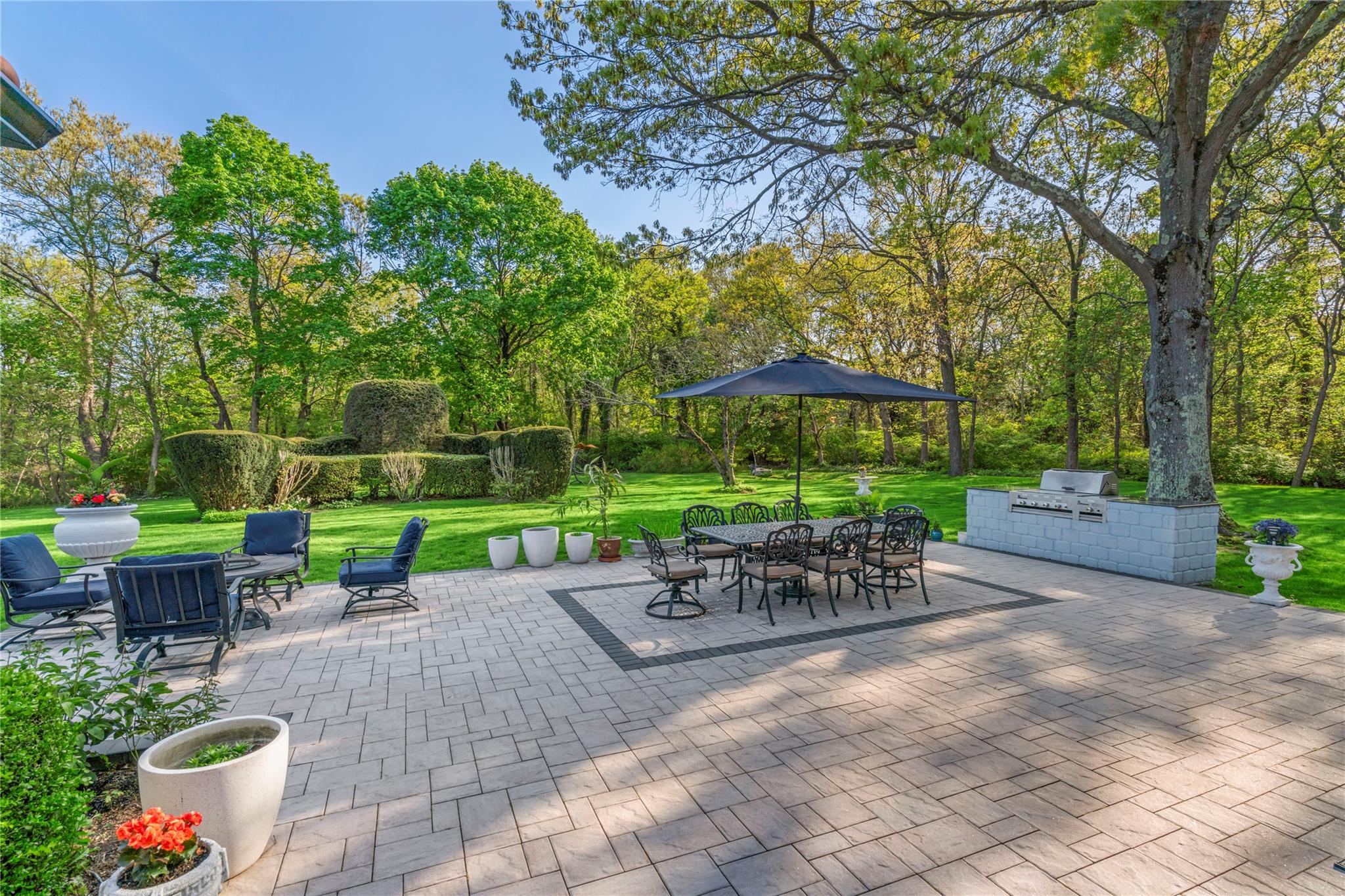 8 Trusdale Drive, Old Westbury, NY 11568 | MLS #858832