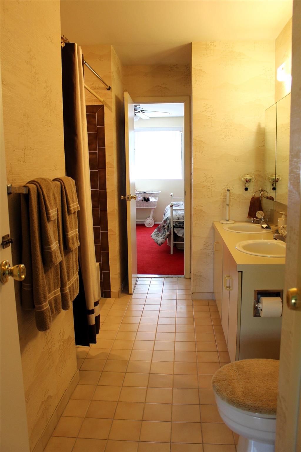 1 Rose Court, East Islip, NY 11730 | MLS #864539