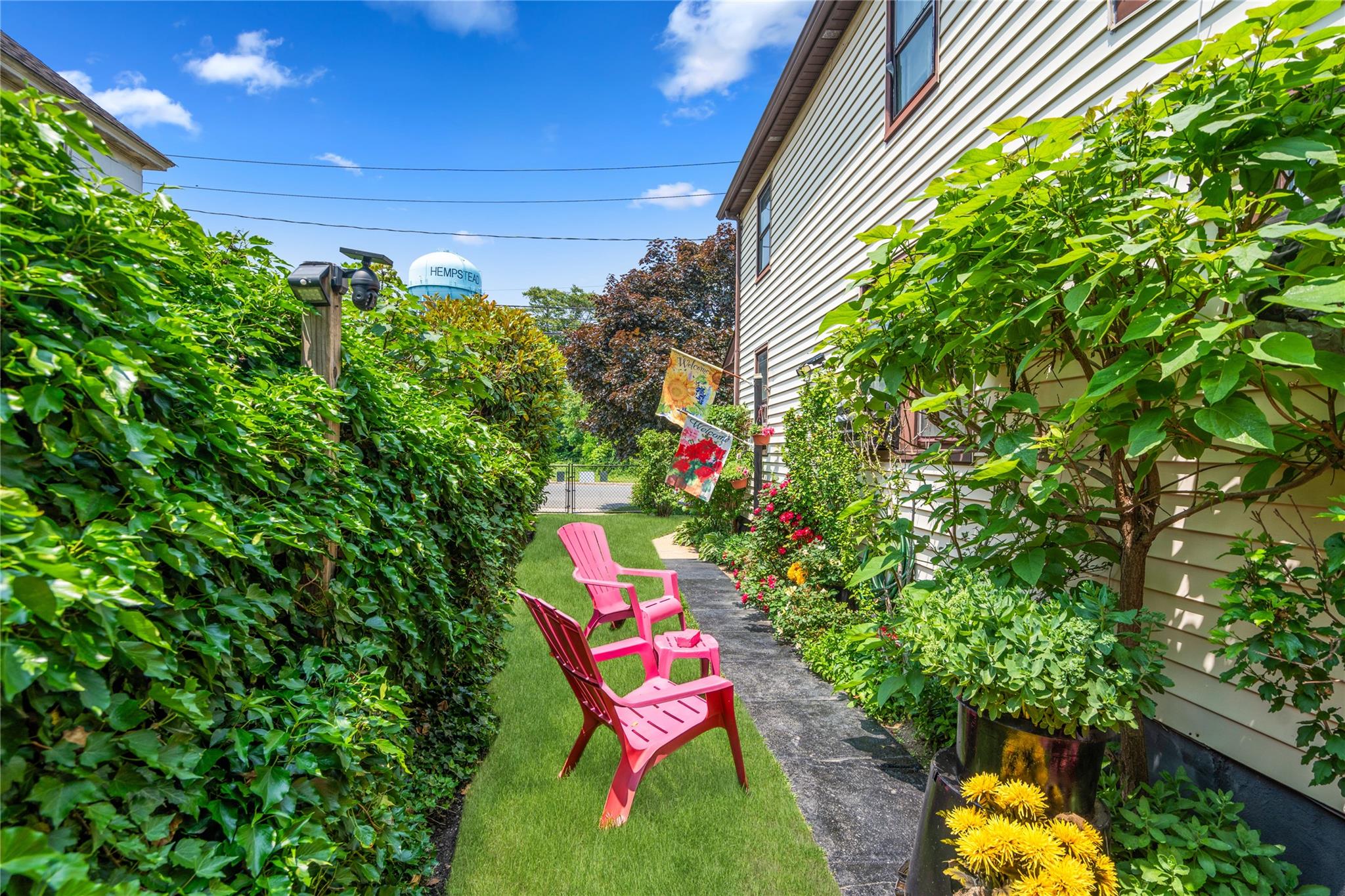 10 Linden Avenue, Hempstead, NY 11550 | MLS #866677