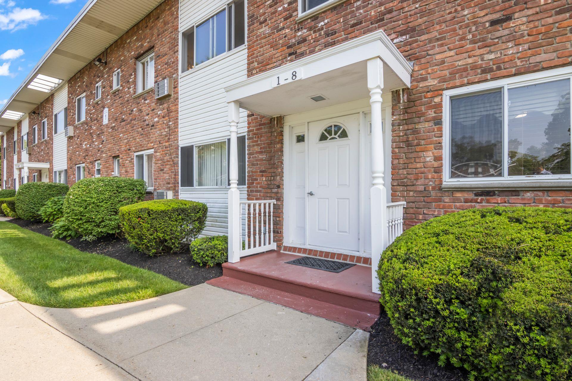 355 Route 111 # 5, Smithtown, NY 11787 | MLS #867624