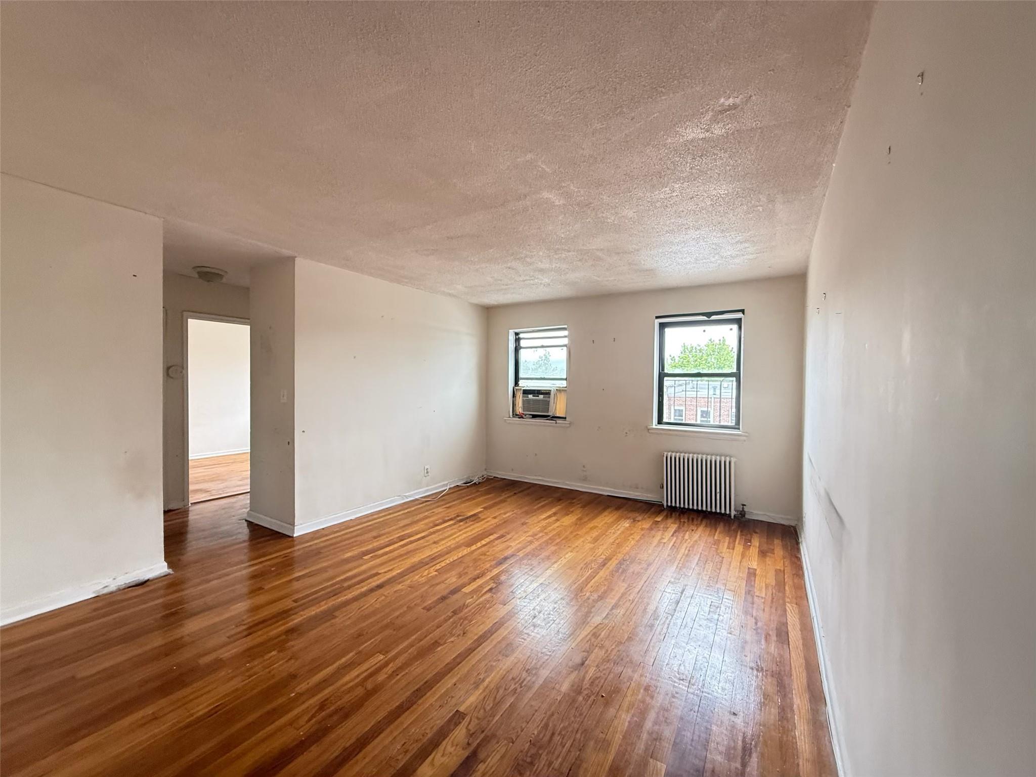 46-26 215th place # 3A, Bayside, NY 11361 | MLS #868960