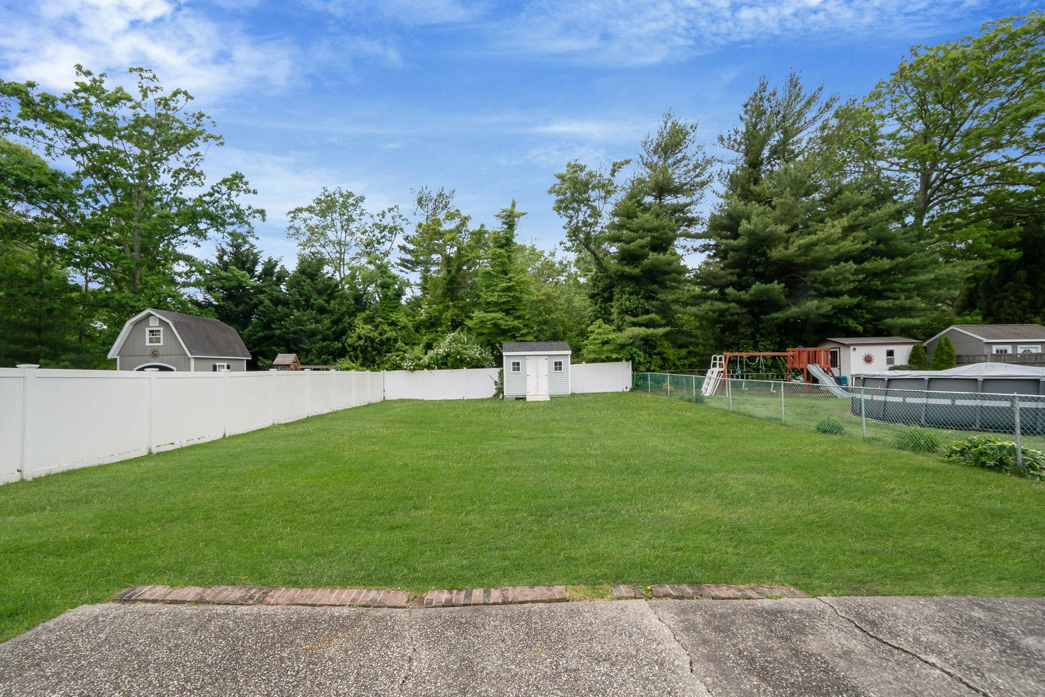 320 Vanderbilt Boulevard, Oakdale, NY 11769 | MLS #873394