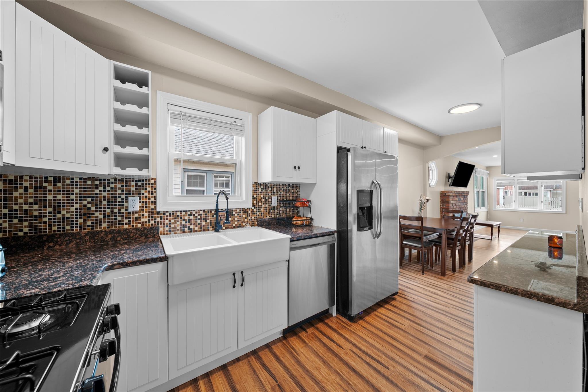 93 Island Parkway, Island Park, NY 11558 | MLS #876628