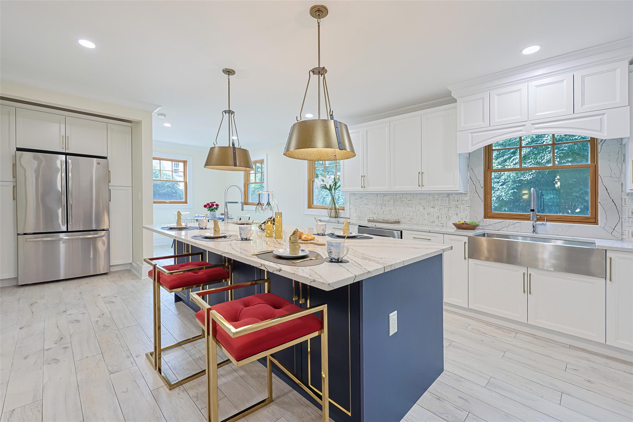 351 Hollywood Avenue, Douglaston, NY 11363 | MLS #880067