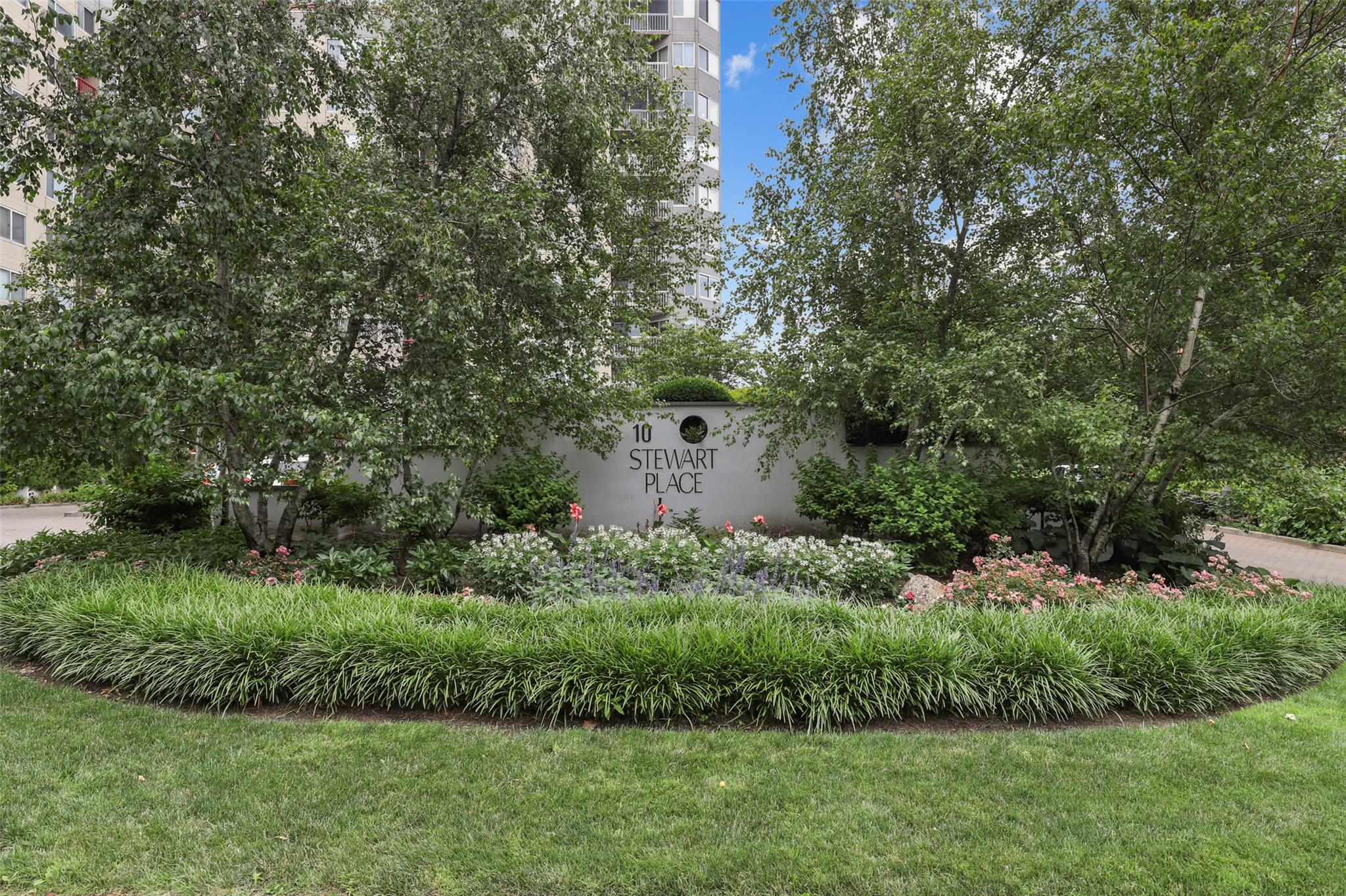 10 Stewart Place # 3HW, White Plains, NY 10603 | MLS #883284