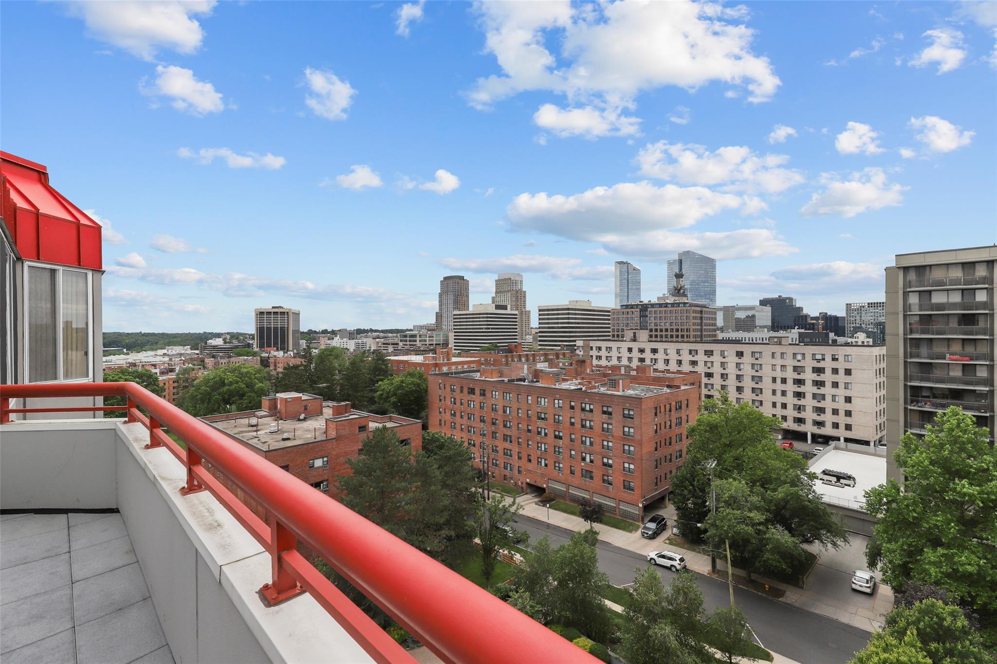 10 Stewart Place # 3HW, White Plains, NY 10603 | MLS #883284