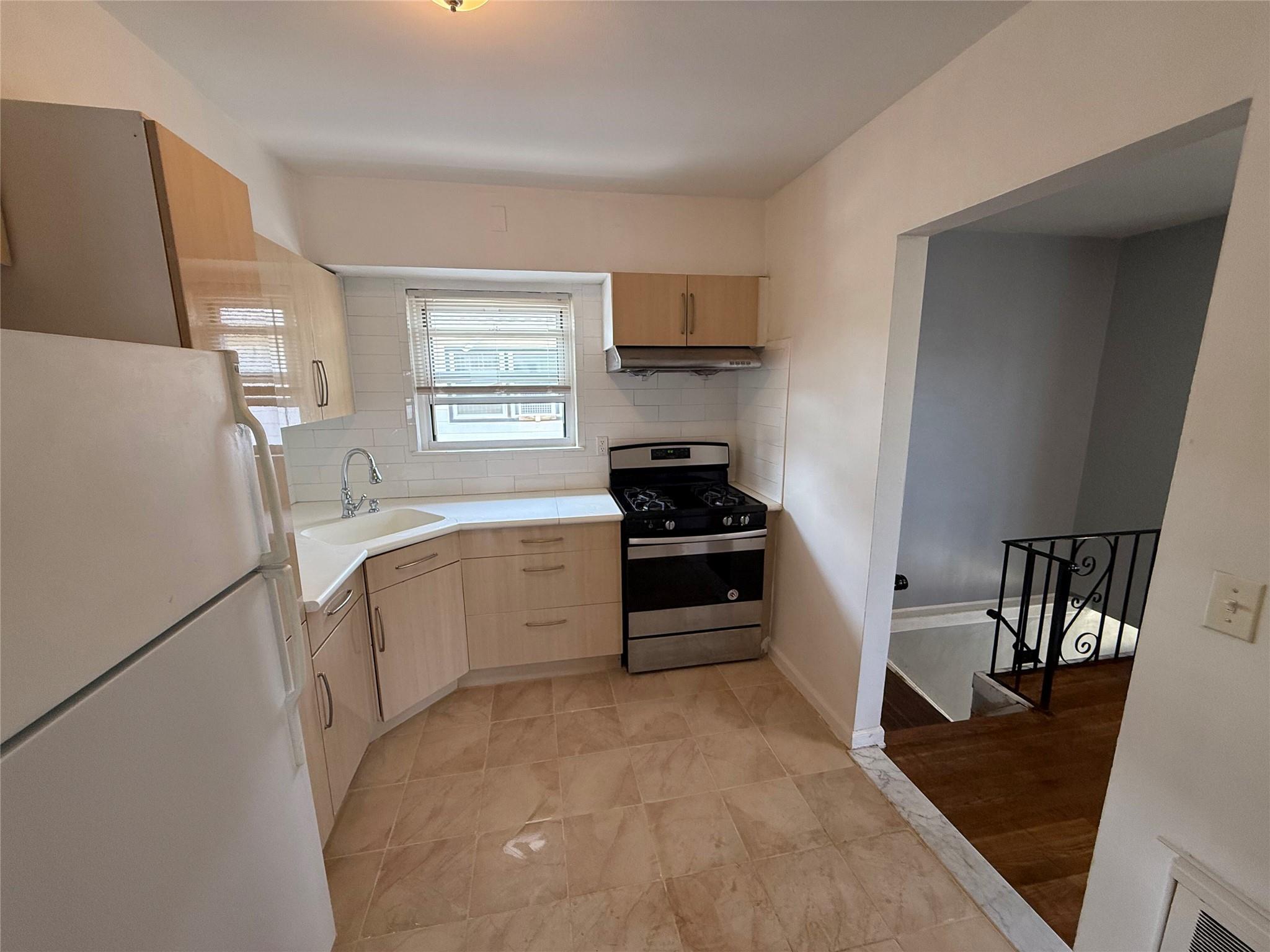 107 Gibson Boulevard, Valley Stream, NY 11581 | MLS #885845