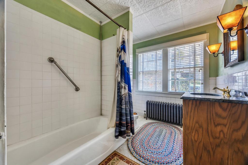 201 E Broadway, Port Jefferson, NY 11777 | MLS #886965