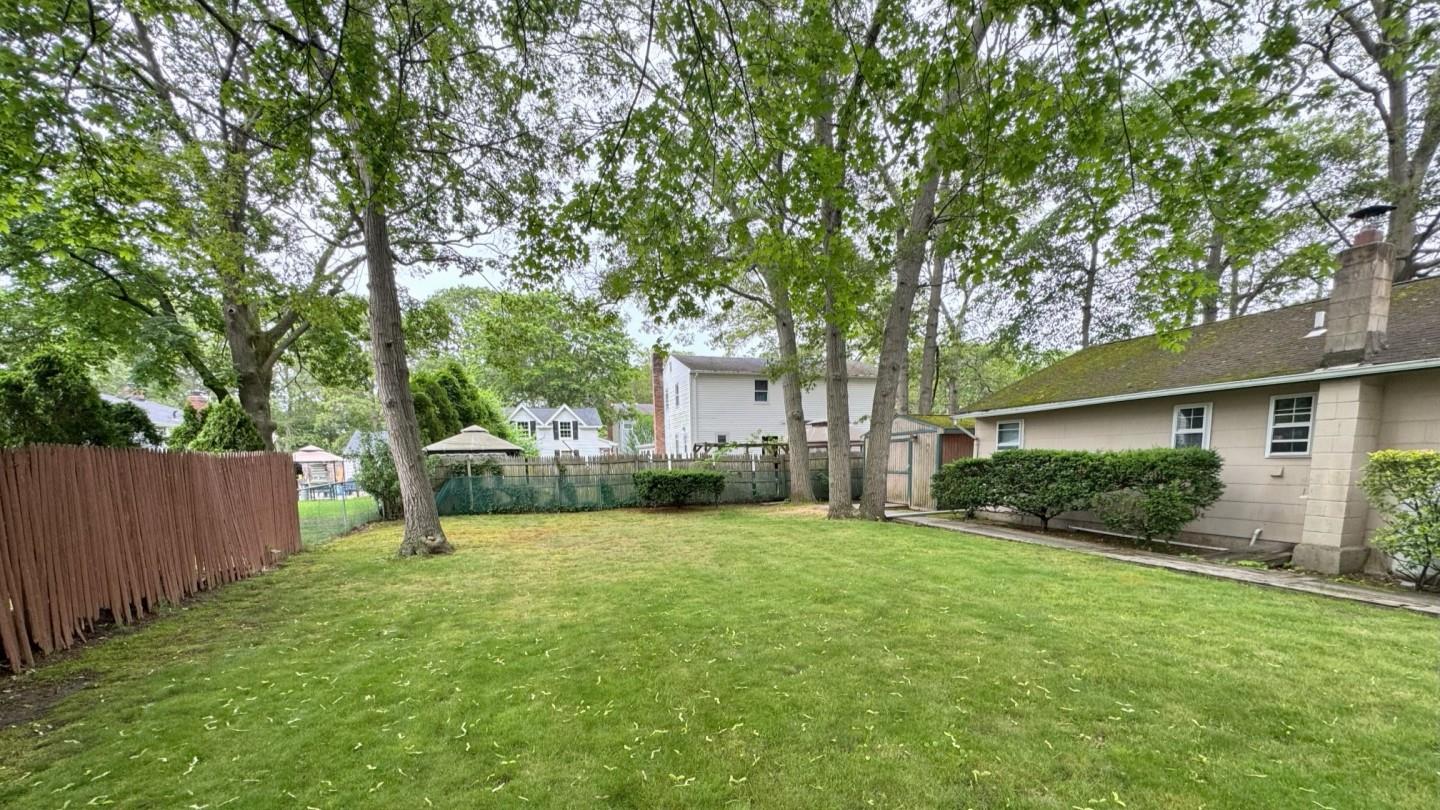 381 Grace Street, Holbrook, NY 11741 | MLS #891744