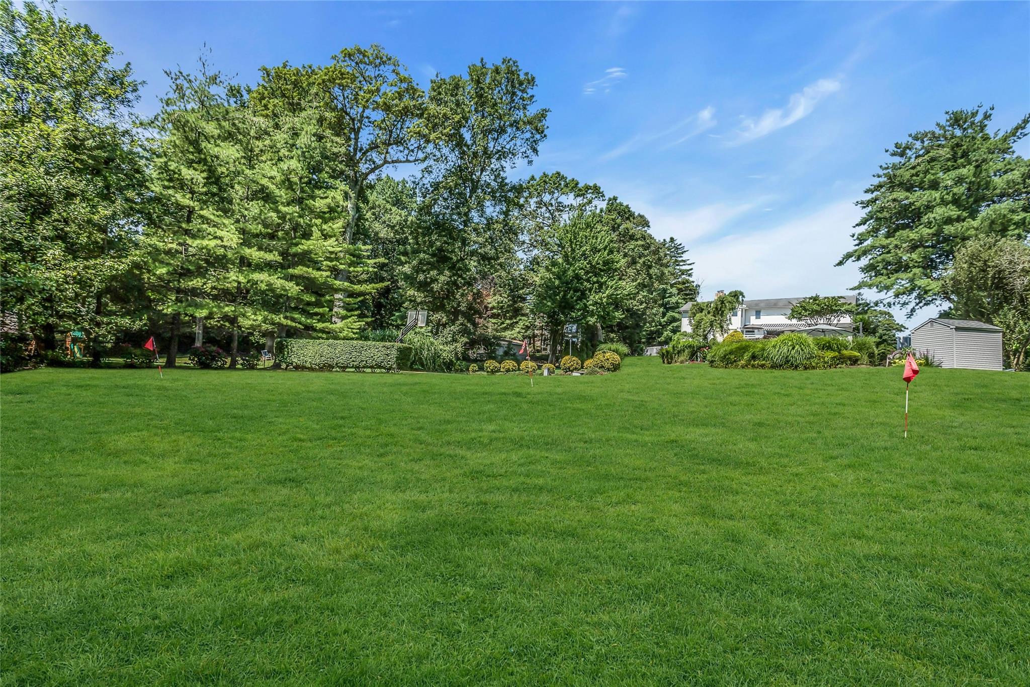 19 Susan Lane, Dix Hills, NY 11746 | MLS #892311