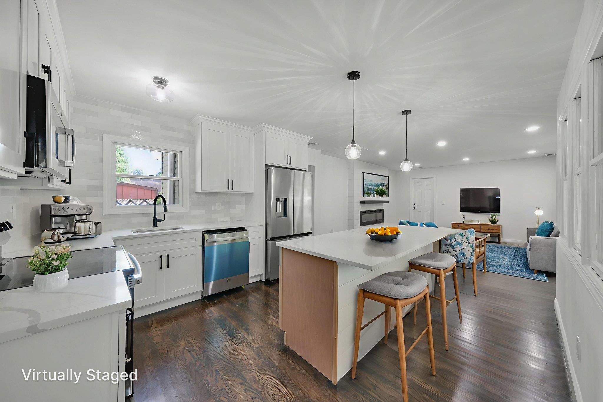 43 W Shore Road, Oakdale, NY 11769 | MLS #893061