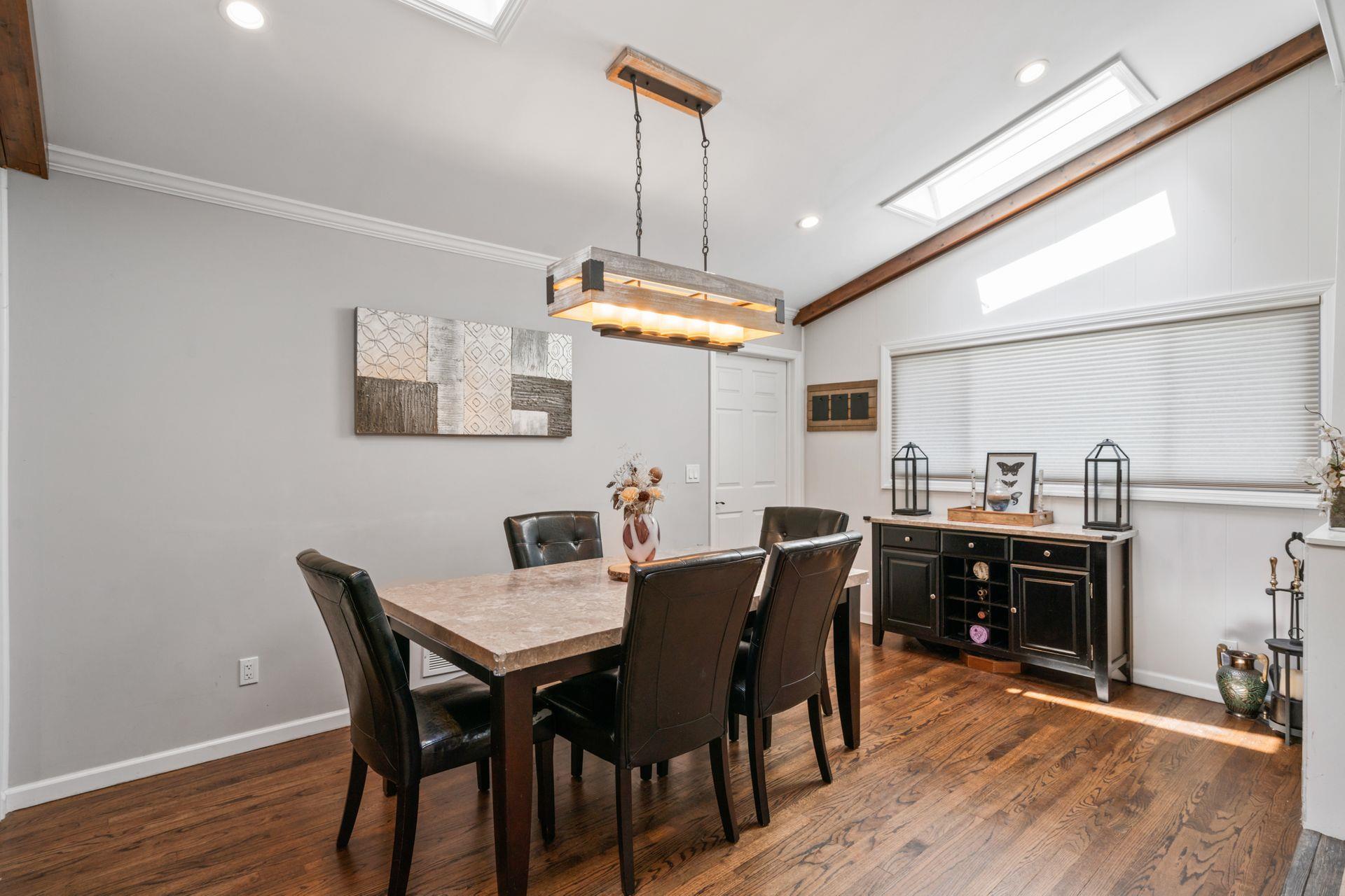 36 Hayrick Lane, Commack, NY 11725 | MLS #894069