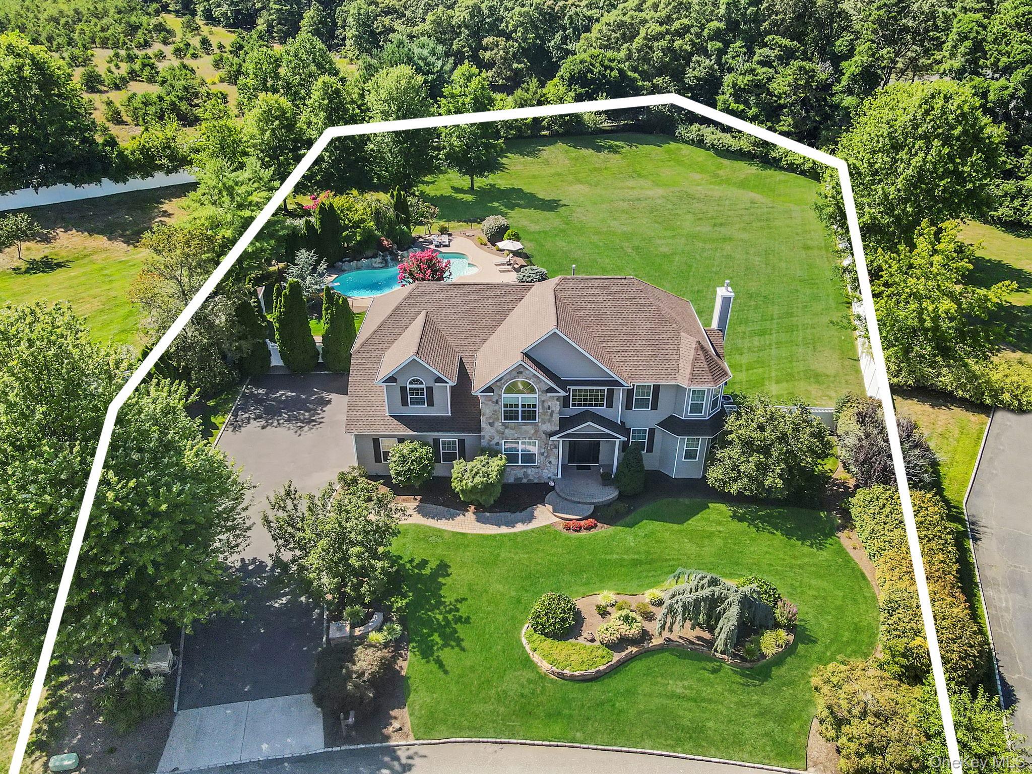 8 Monticello Drive, Shoreham, NY 11786 | MLS #896641