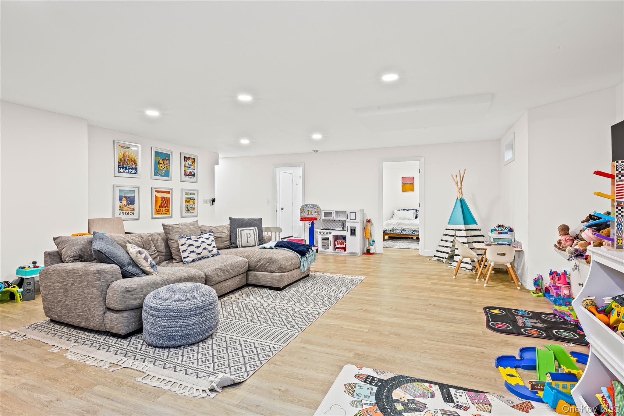 158 Brattle Circle, Melville, NY 11747 | MLS #897853