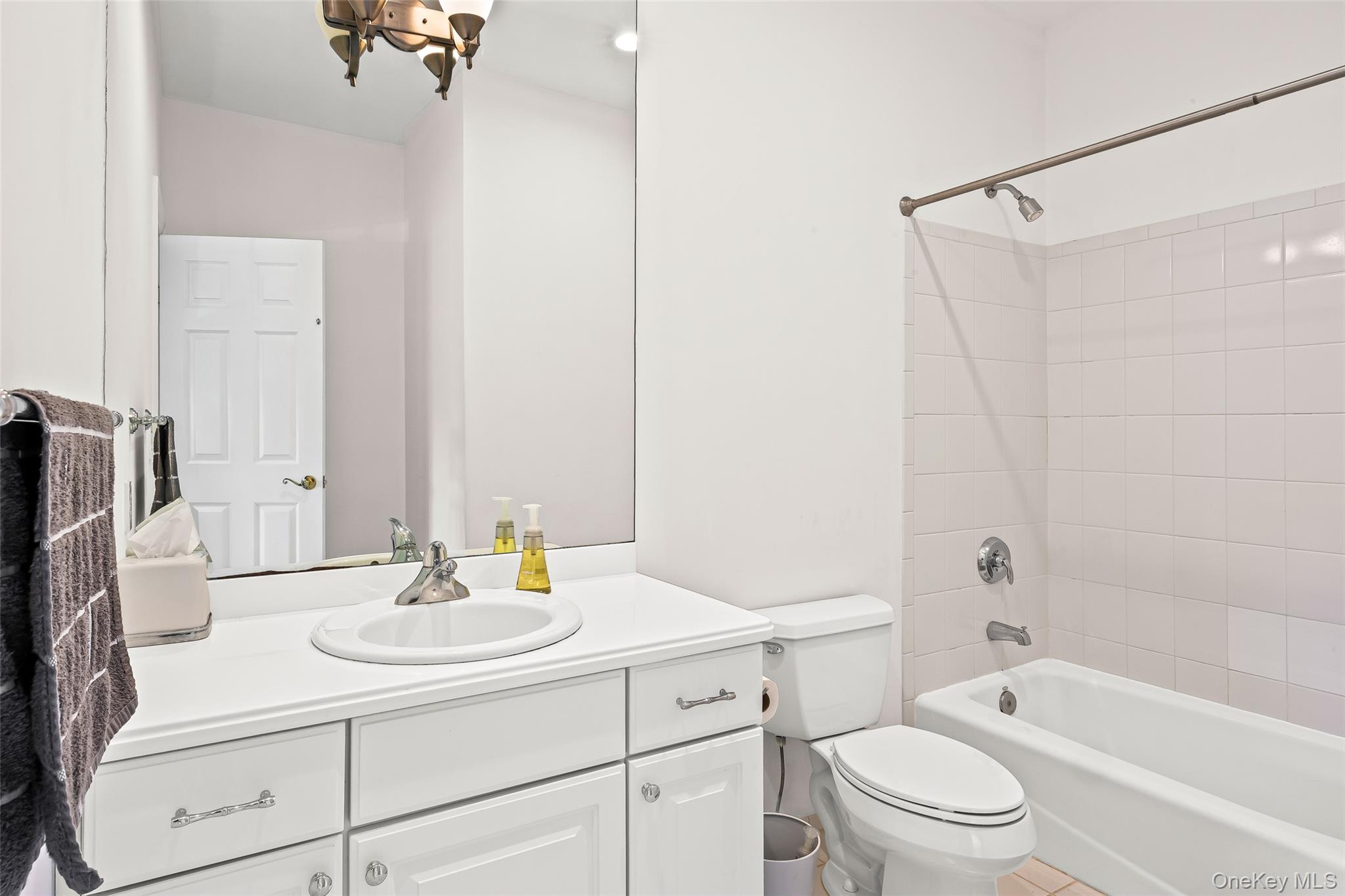 158 Brattle Circle, Melville, NY 11747 | MLS #897853