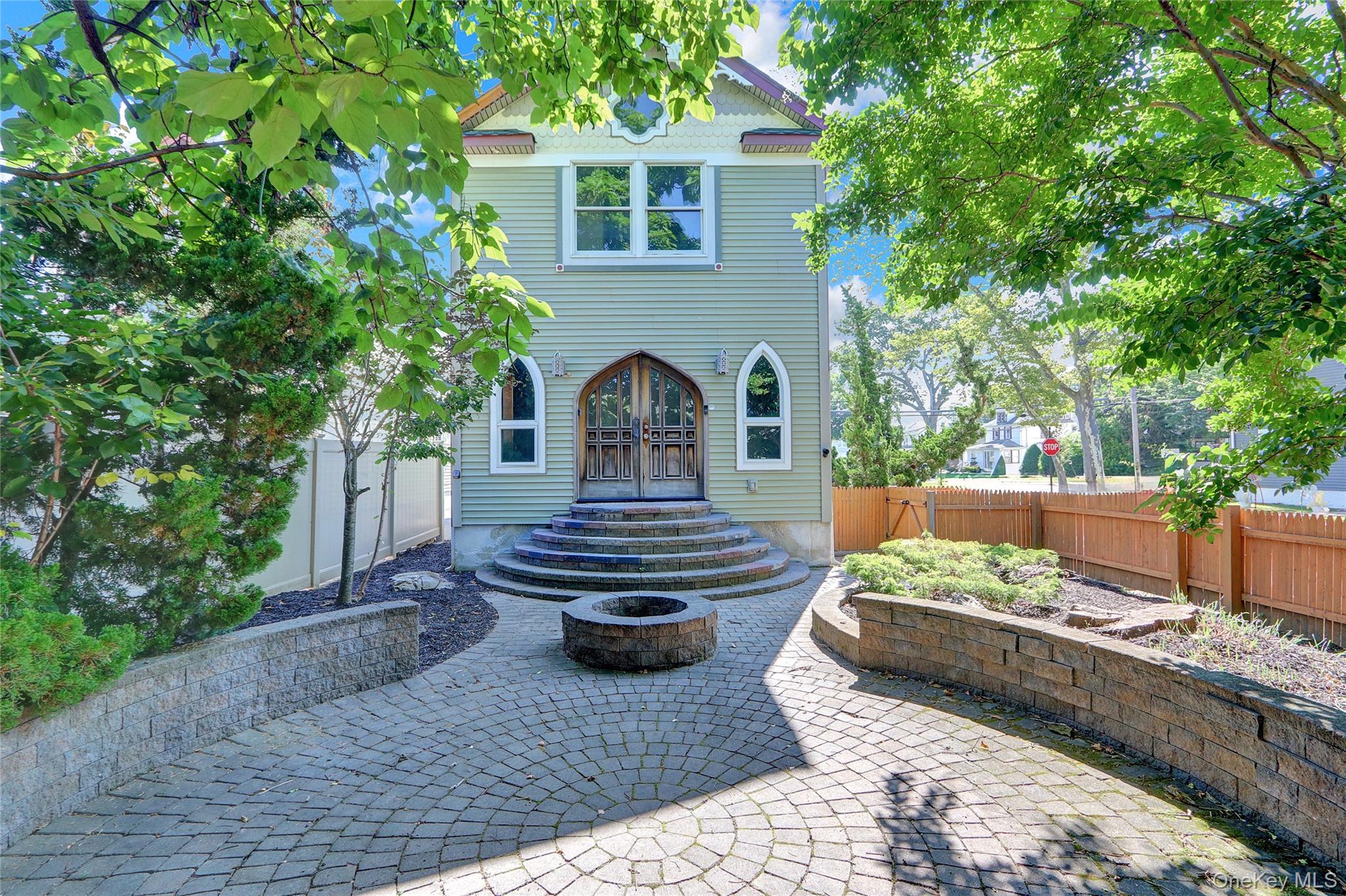 89 Rolling Street, Lynbrook, NY 11563 | MLS #900442