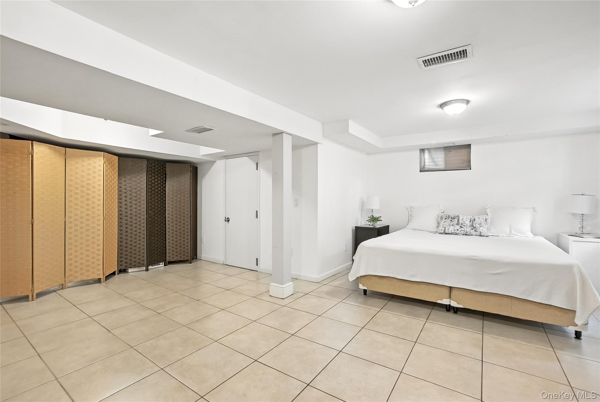 15 Downing Drive E, White Plains, NY 10607 | MLS #900649