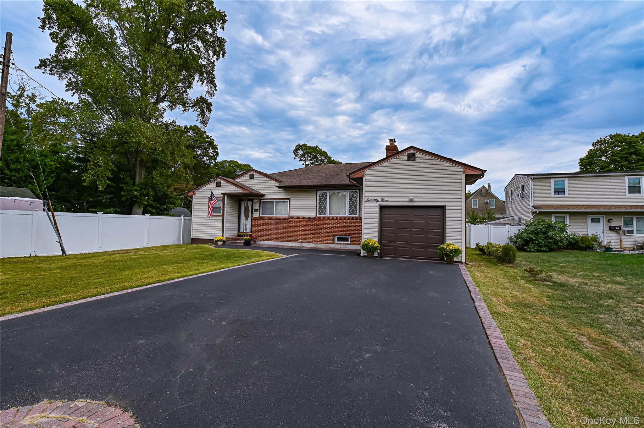 79 Woodrow Parkway, Babylon, NY 11702 | MLS #913333