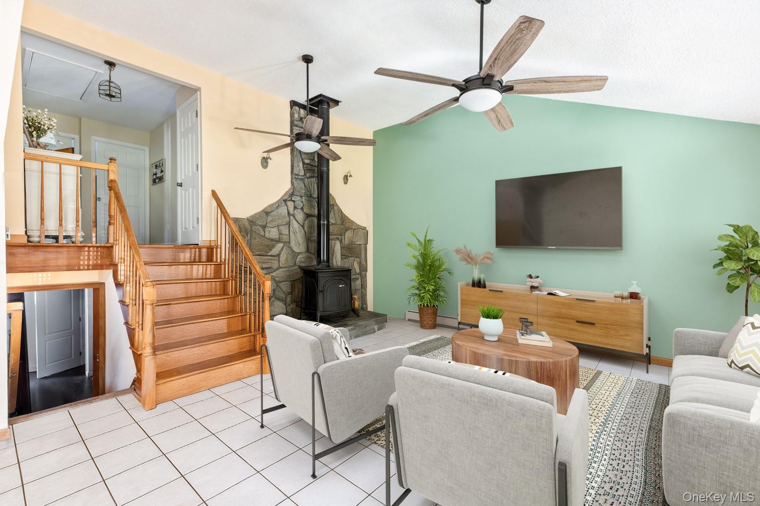 3 Hoover Court, Mastic, NY 11950 | MLS #925328