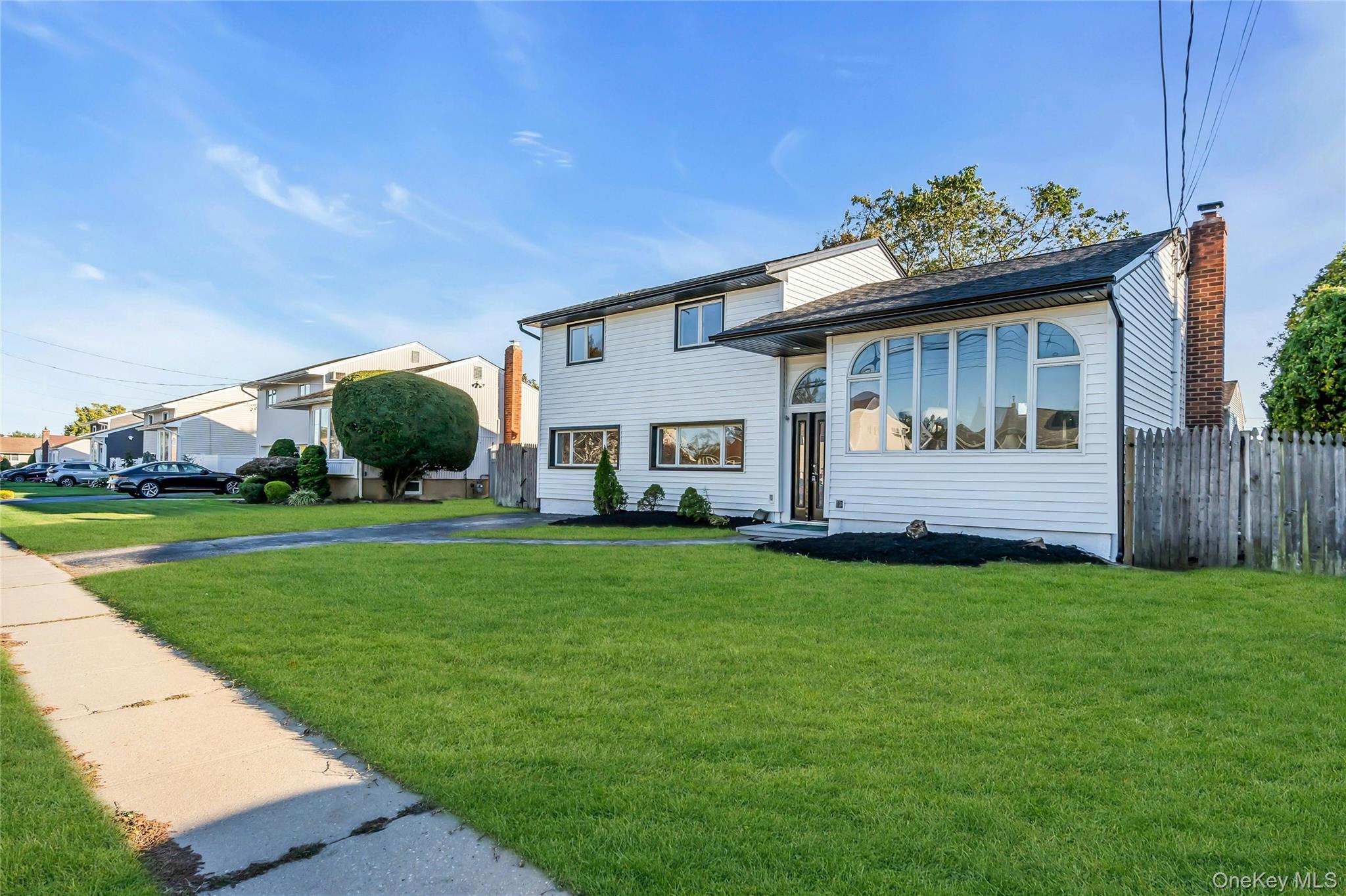 248 N Iowa Avenue, Massapequa, NY 11758 | MLS #926641