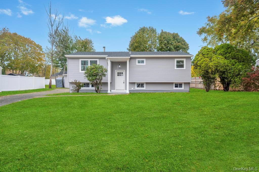 3004 New London Avenue, Medford, NY 11763 | MLS #930507