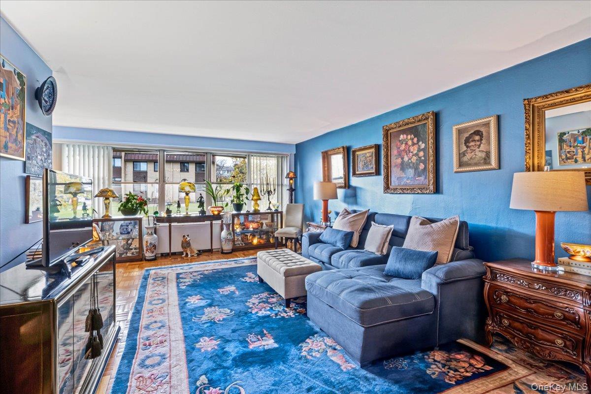 17-85 215th Street # 1E, Bayside, NY 11360 | MLS #933479