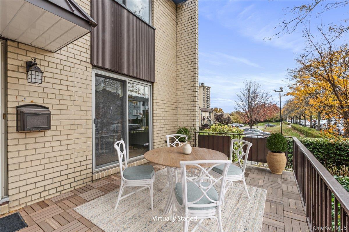 17-09 215 # TH45, Bayside, NY 11360 | MLS #933536