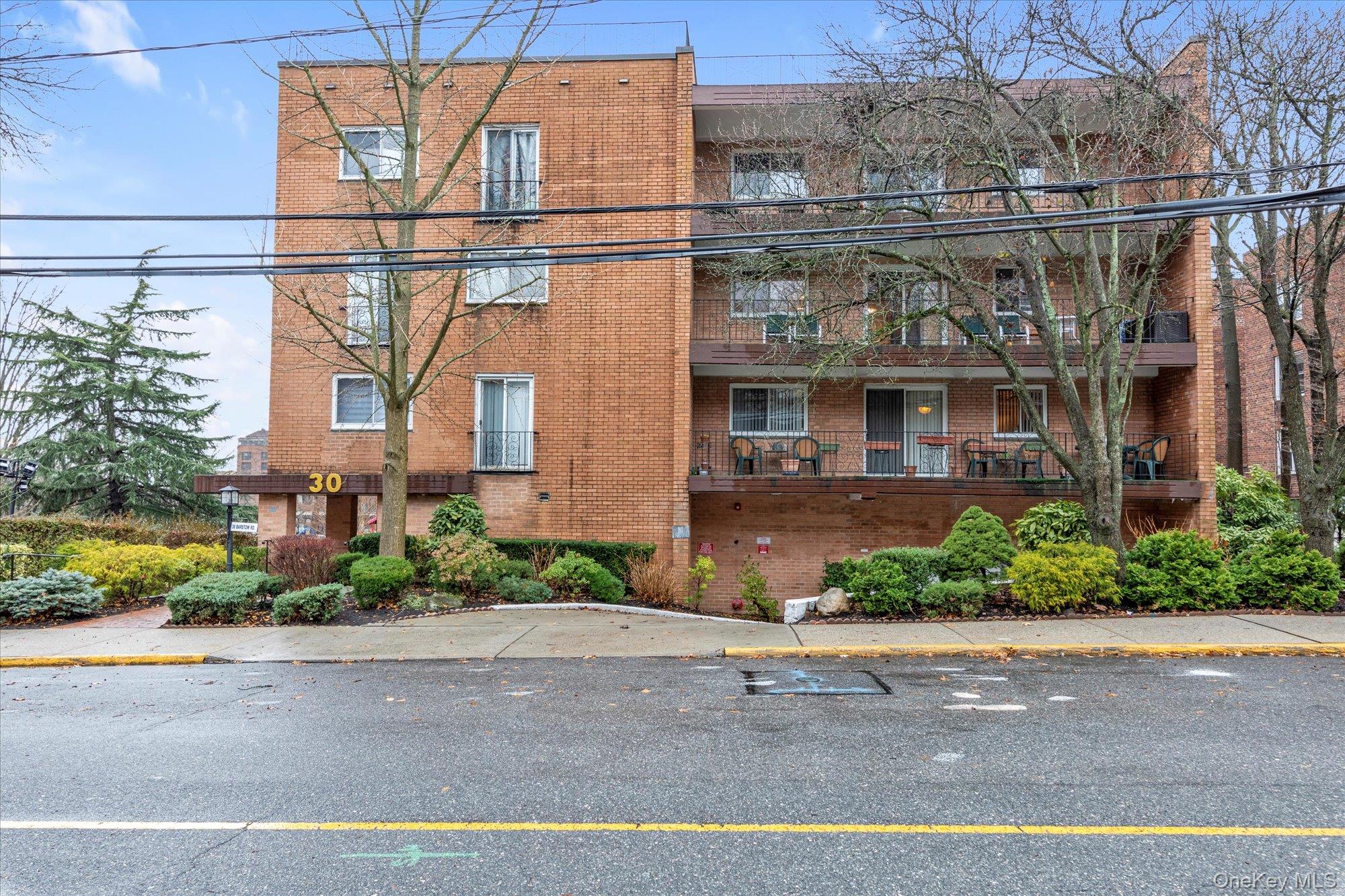 30 Barstow Road # 3A, Great Neck, NY 11021 | MLS #943572