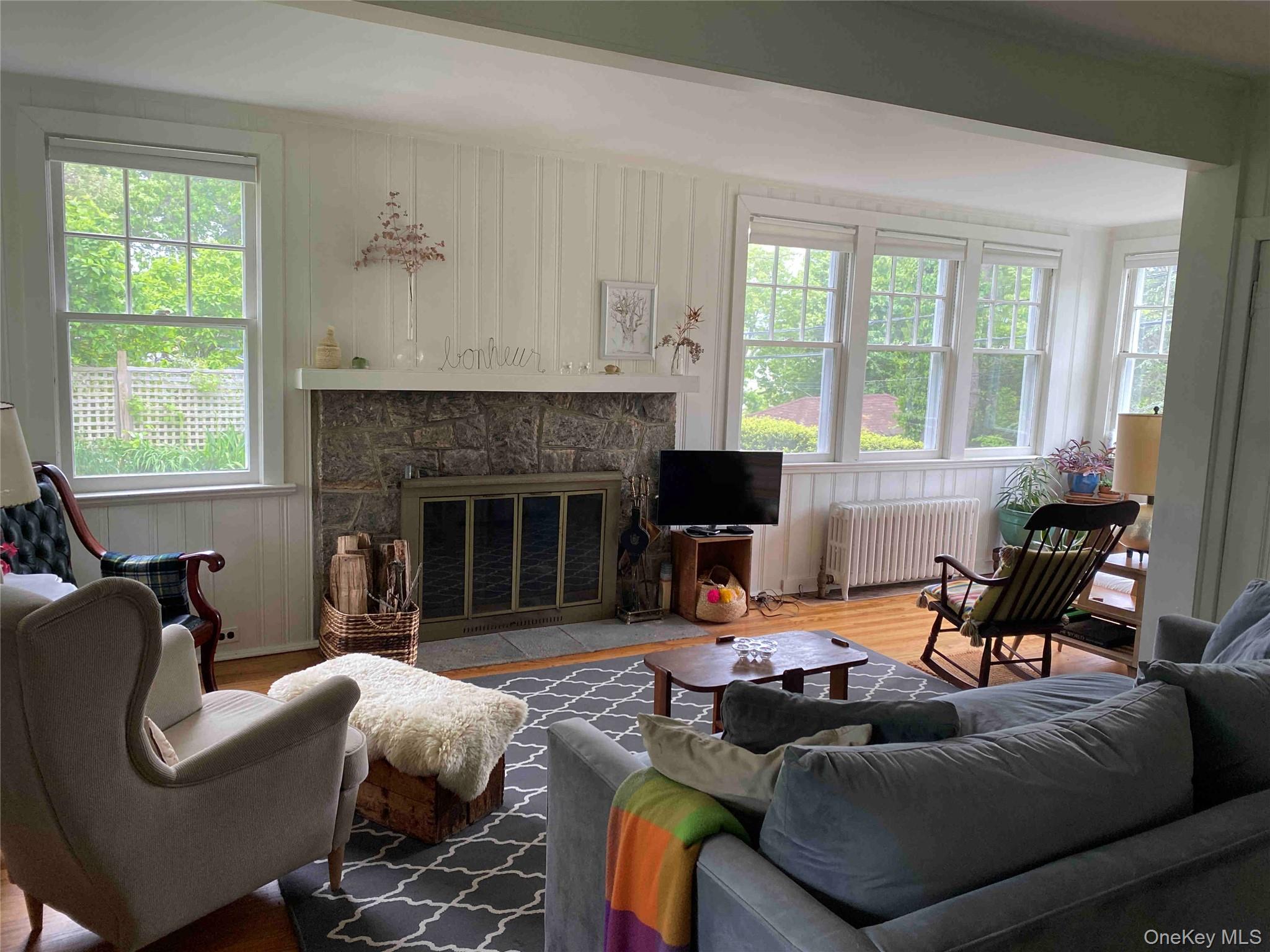 161 15th Avenue, Sea Cliff, NY 11579 | MLS #943644