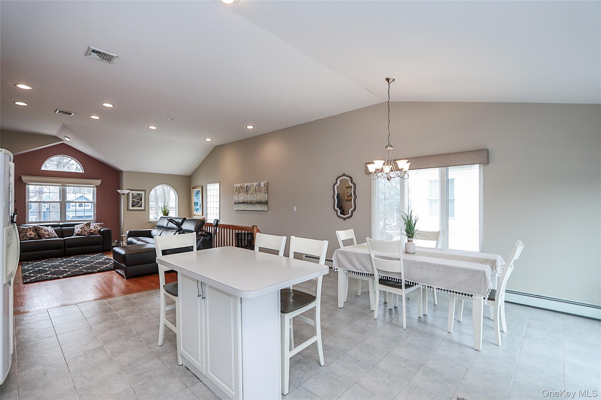 1817 Gardenia Avenue, North Merrick, NY 11566 | MLS #943790