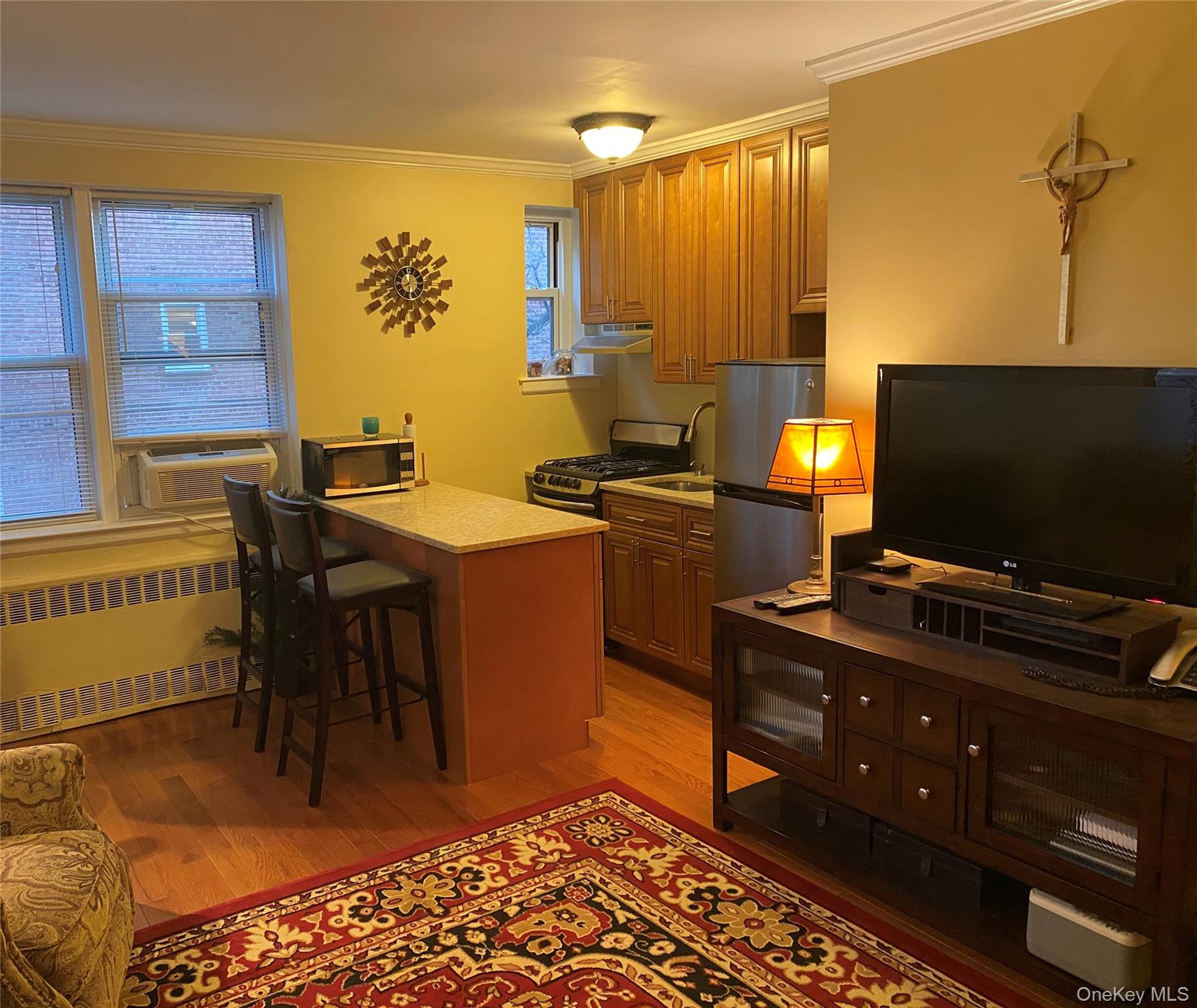 36 Cathedral Avenue # 2C, Hempstead, NY 11550 | MLS #949770