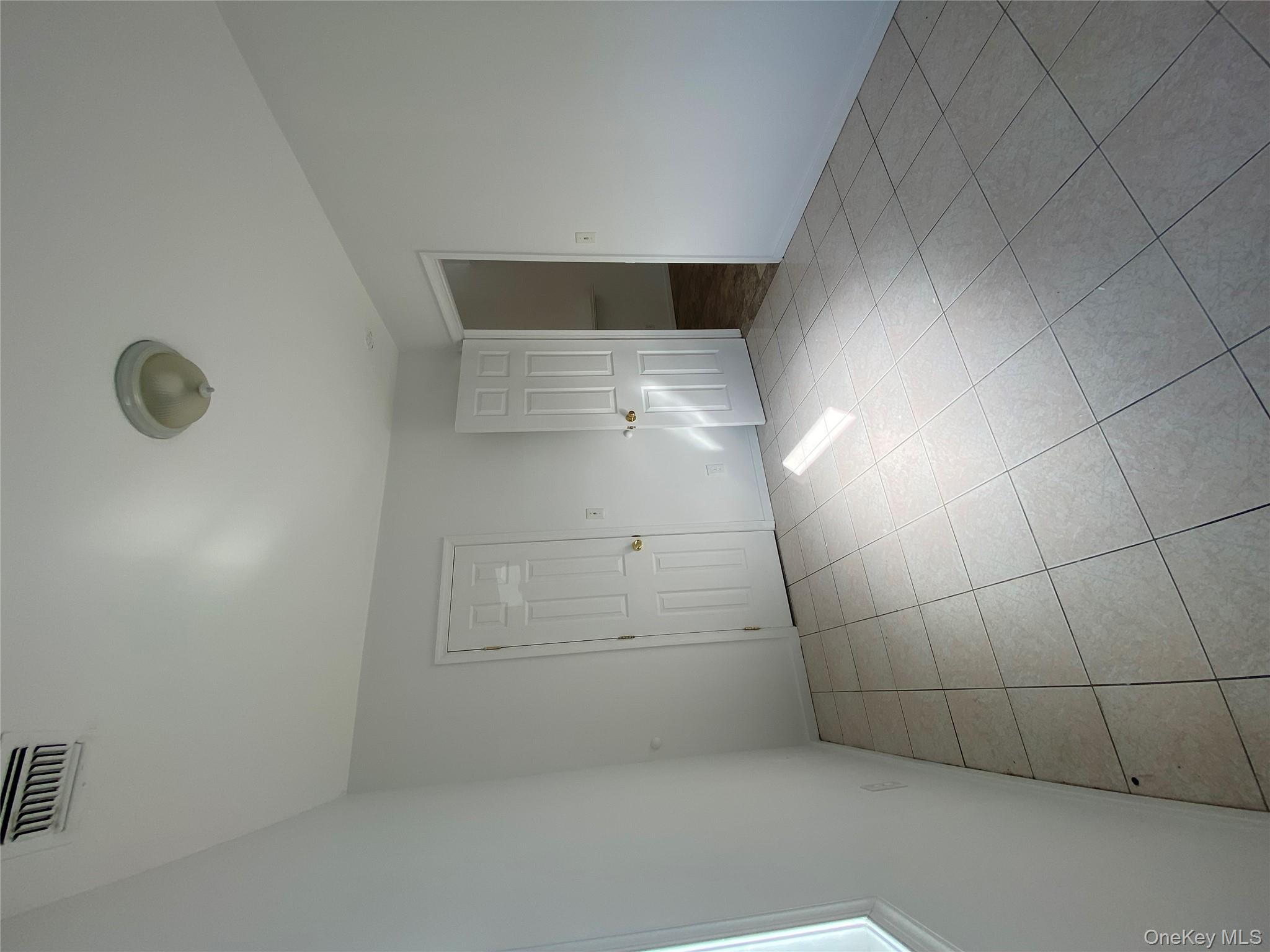 355 Bayville Avenue # 8, Bayville, NY 11709 | MLS #950002