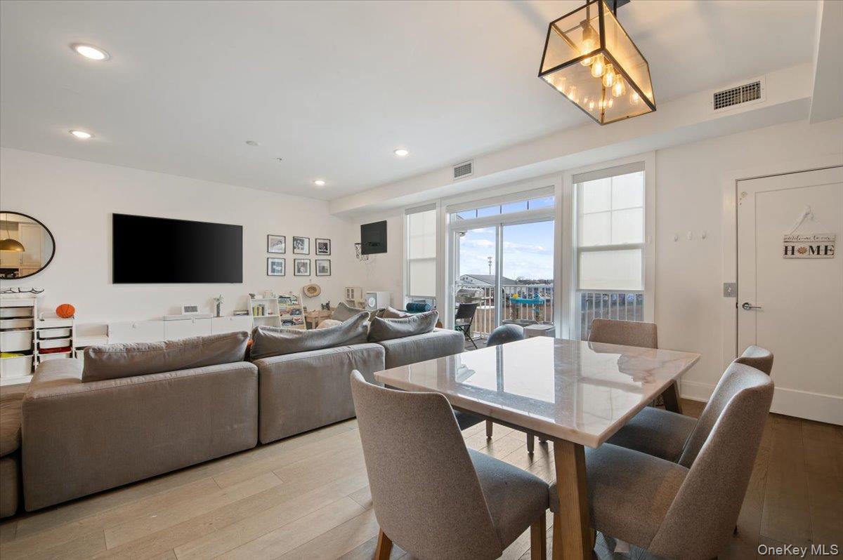 422 Marina Pointe Drive # 422, East Rockaway, NY 11518 | MLS #951224