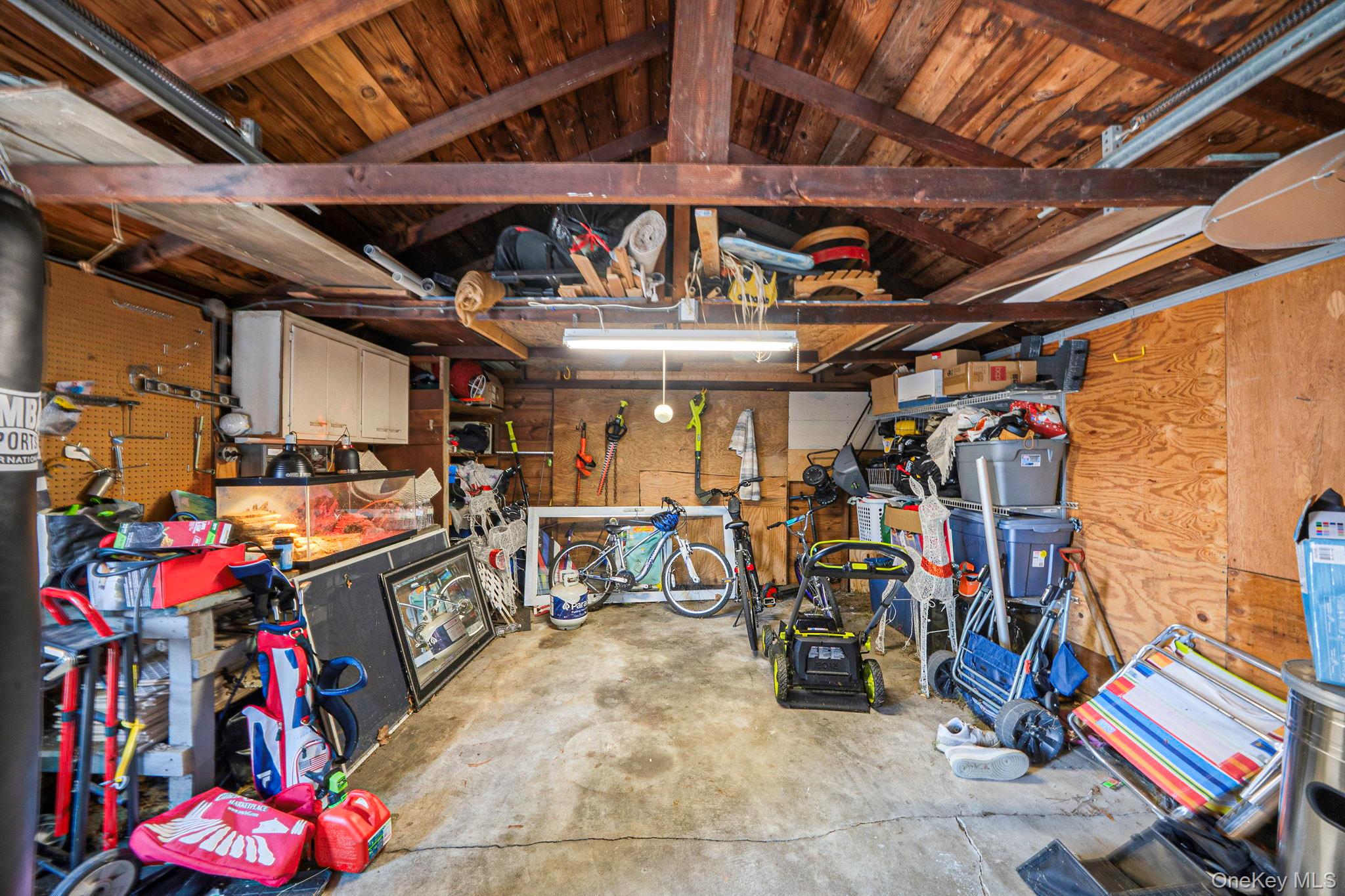 29 North Plaza, Amity Harbor, NY 11701 | MLS #951262