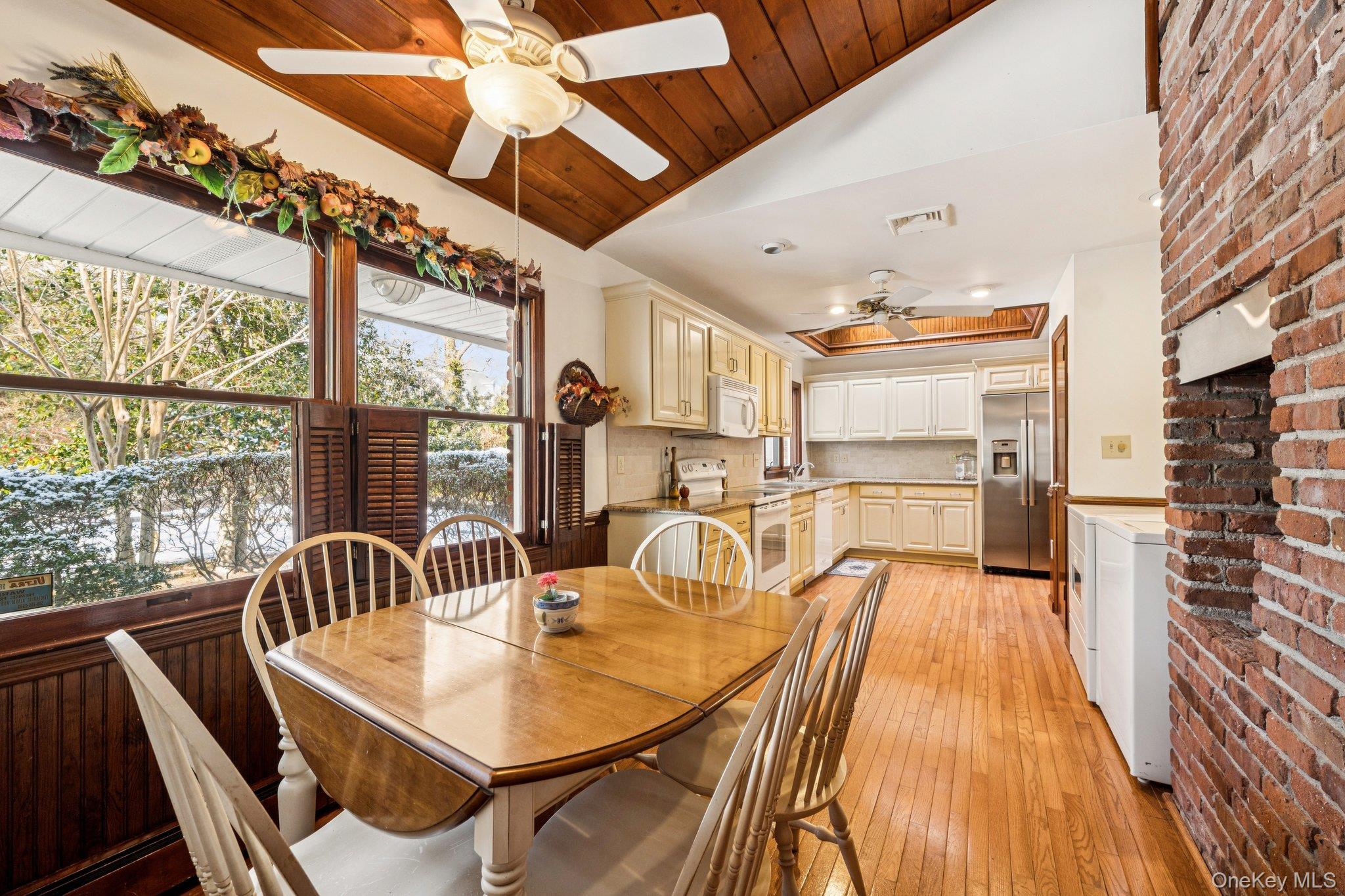 11 Lodge Ln, Belle Terre, NY 11777 | MLS #954240