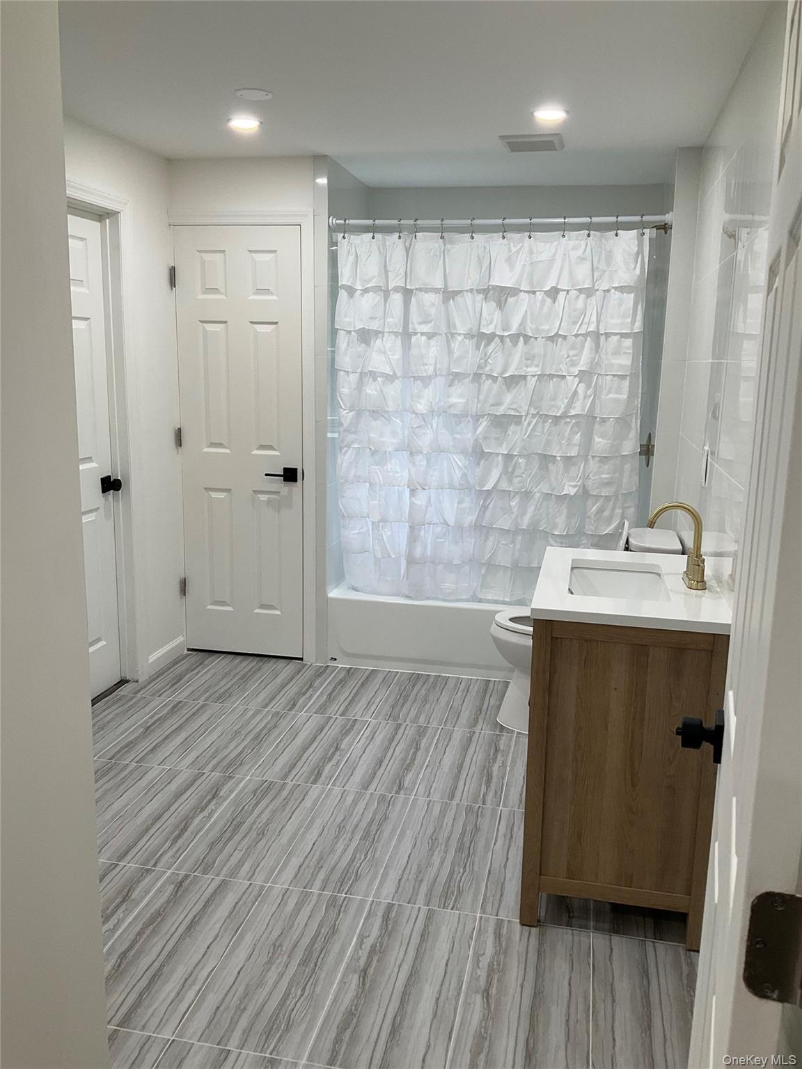 35 Mohawk Circle, Ferndale, NY 12734 | MLS #955211