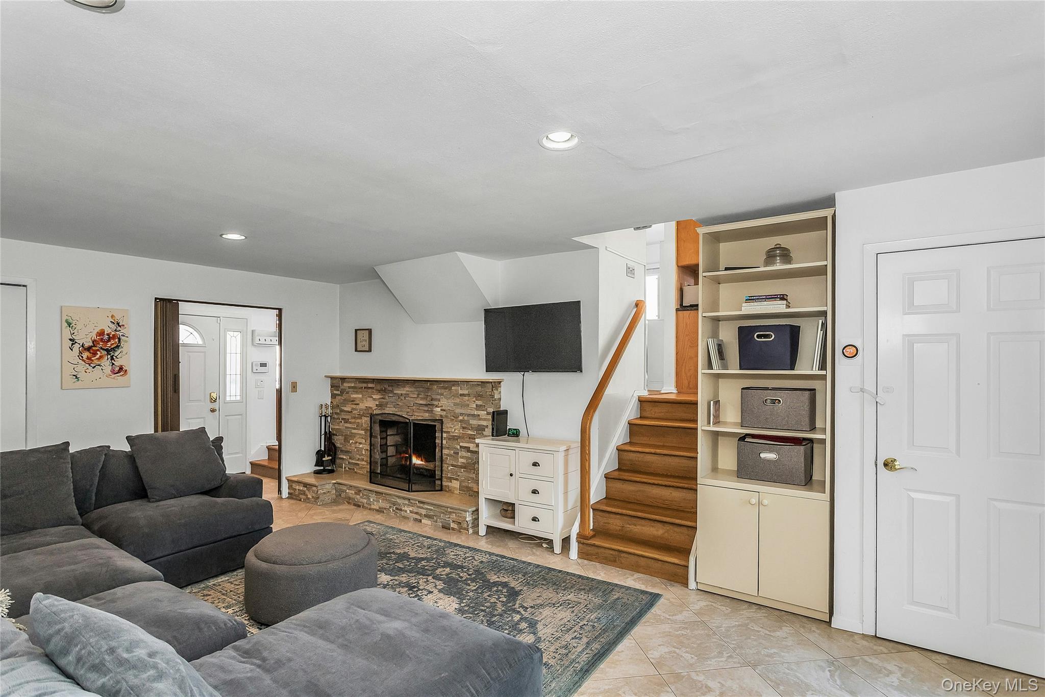 2066 Holland Way, Merrick, NY 11566 | MLS #958497